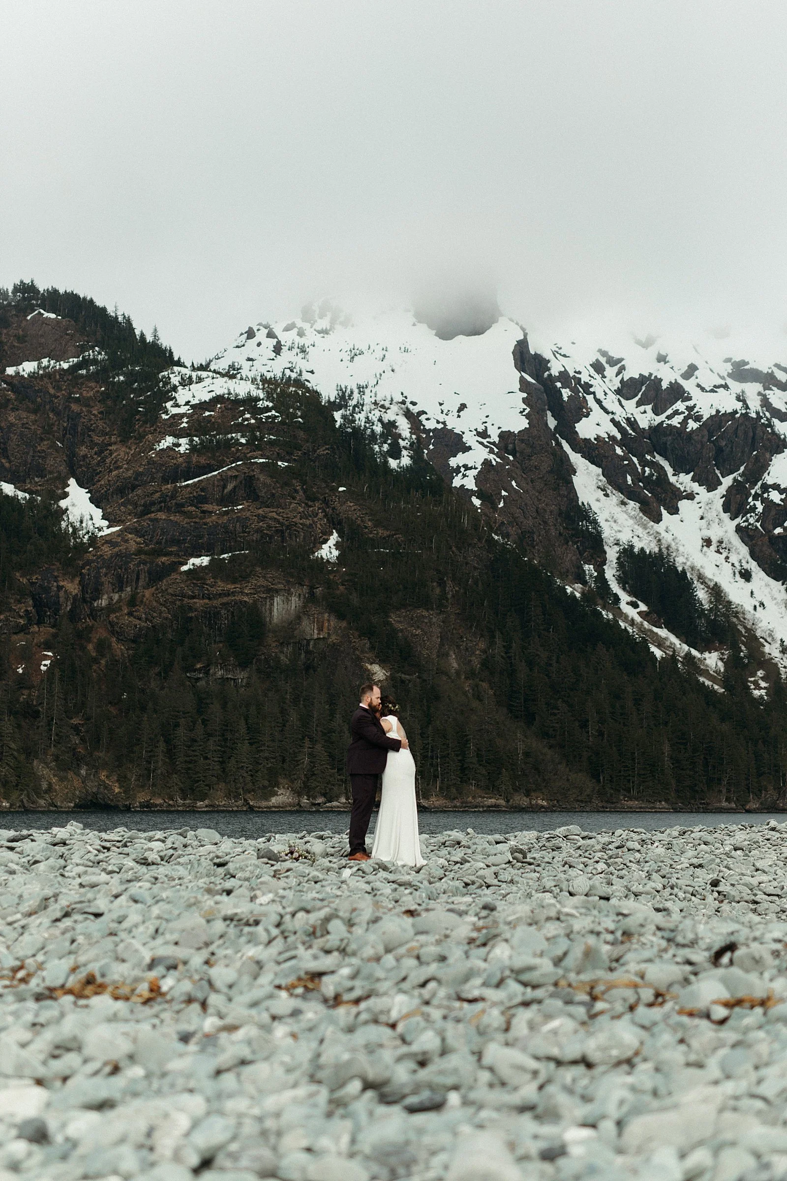 Rachel Struve Photography | Anchorage Alaska Elopement Photographer