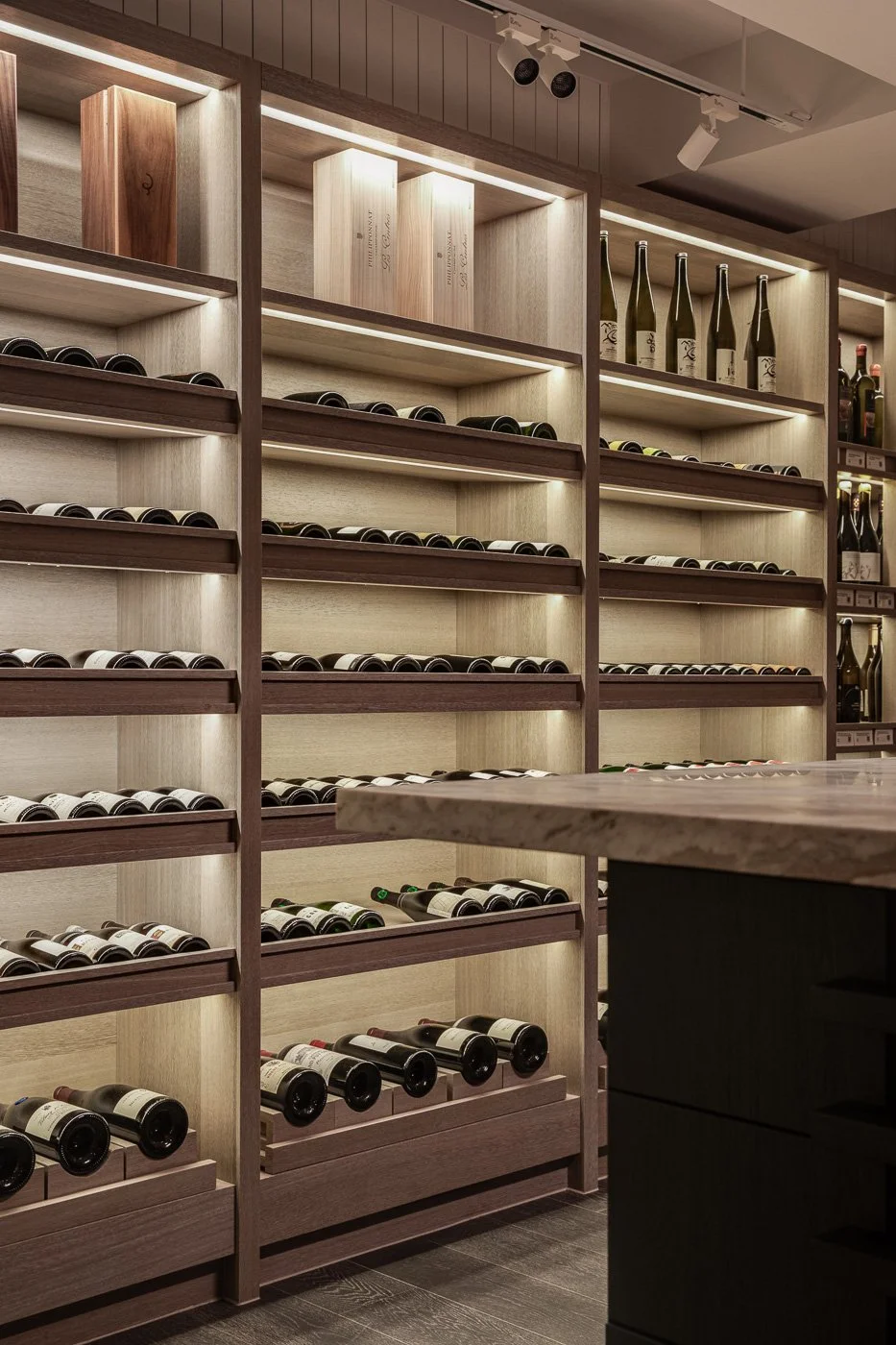 Ginsberg & Chan Wine Merchants — ACDO