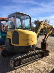 Mini-Excavator Gehl 383Z — Bootheel Rentals