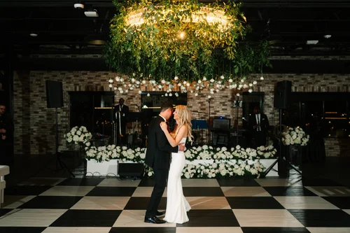 Des Moines Wedding Planner | Des Moines Wedding Florist