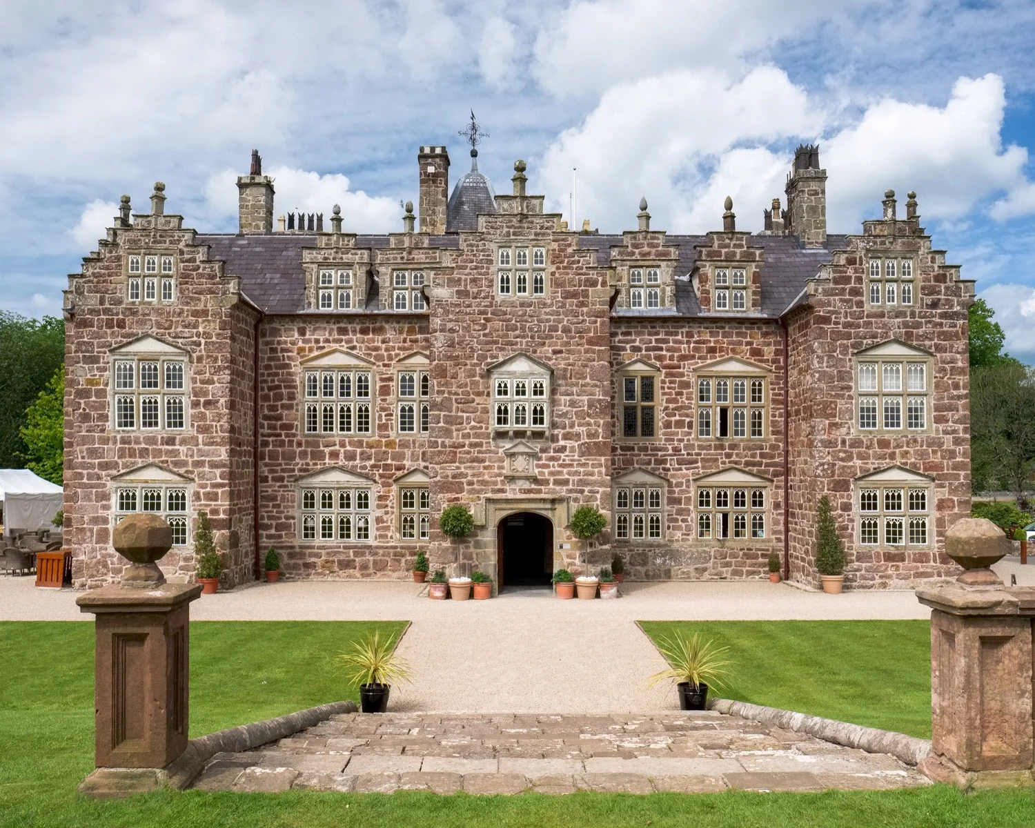 Discover Plas Coch
