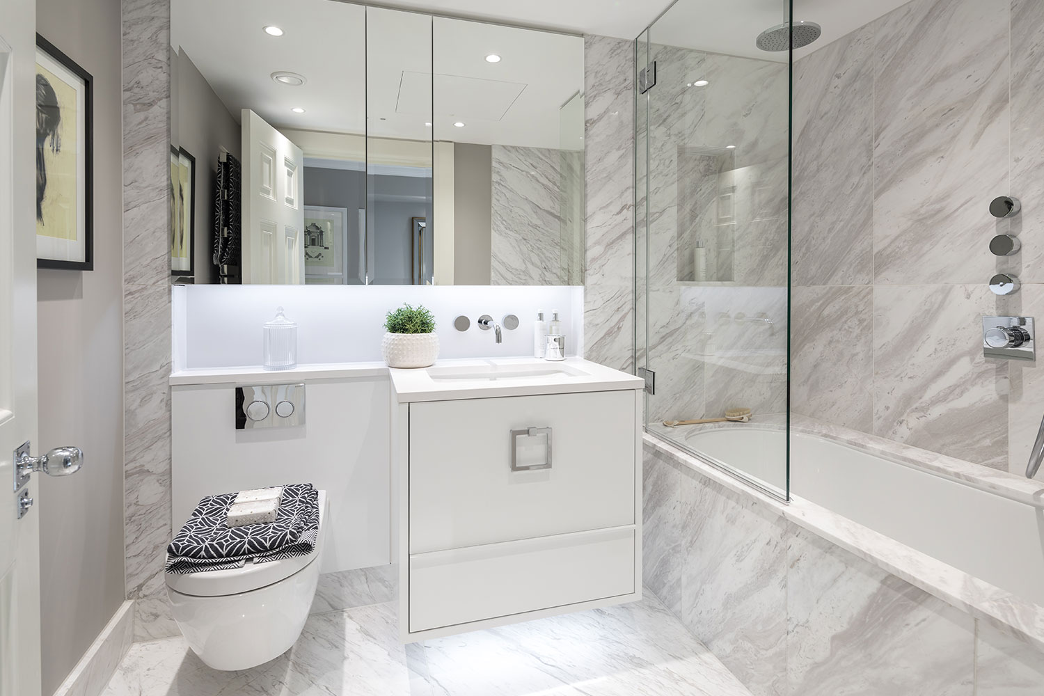 Ancaster House — SUNA