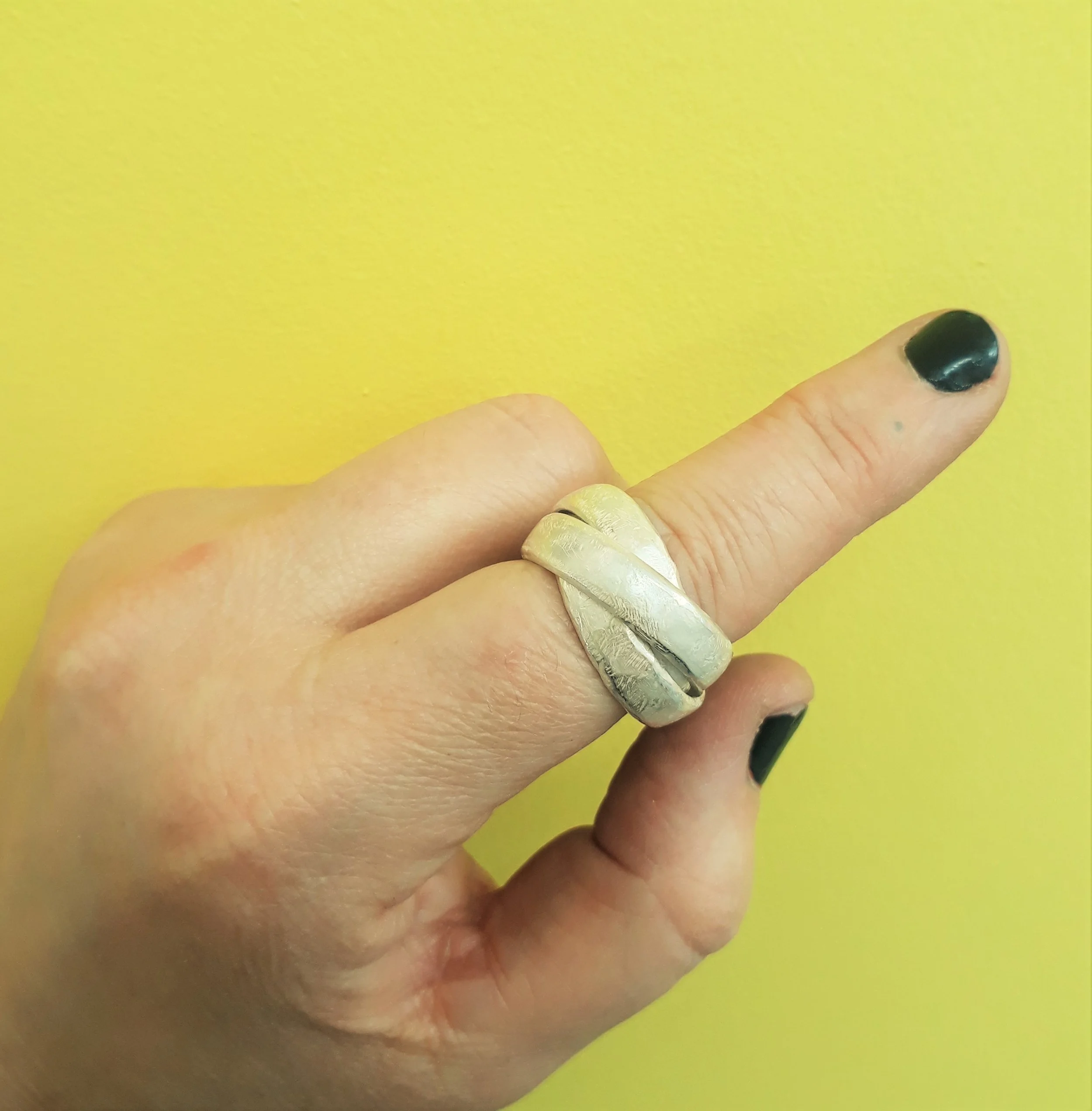 FRAN CARTER : PORTAL RING — THE JEWEL AND THE JEWELLER
