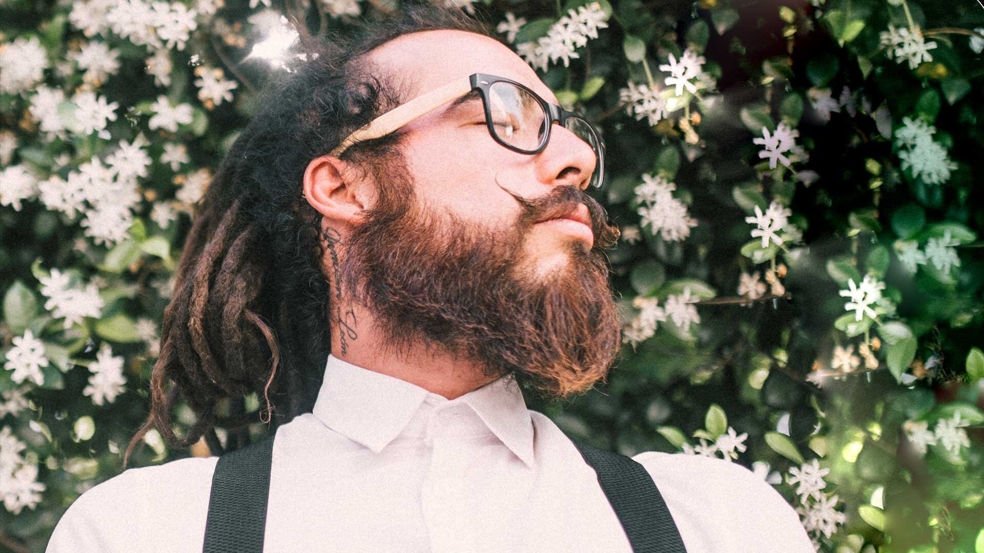 Dreadlocked White Man Completely Baffles Wedge Staff by Wearing a Suit ...