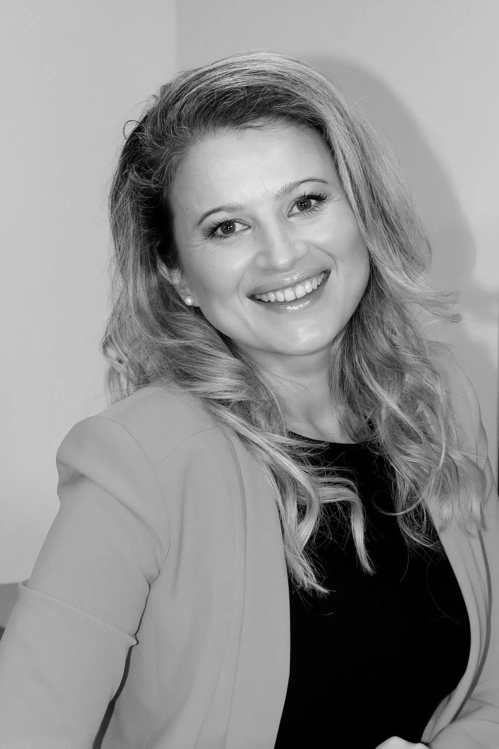 Julia Grachova, Esq. — Fuse Group Co