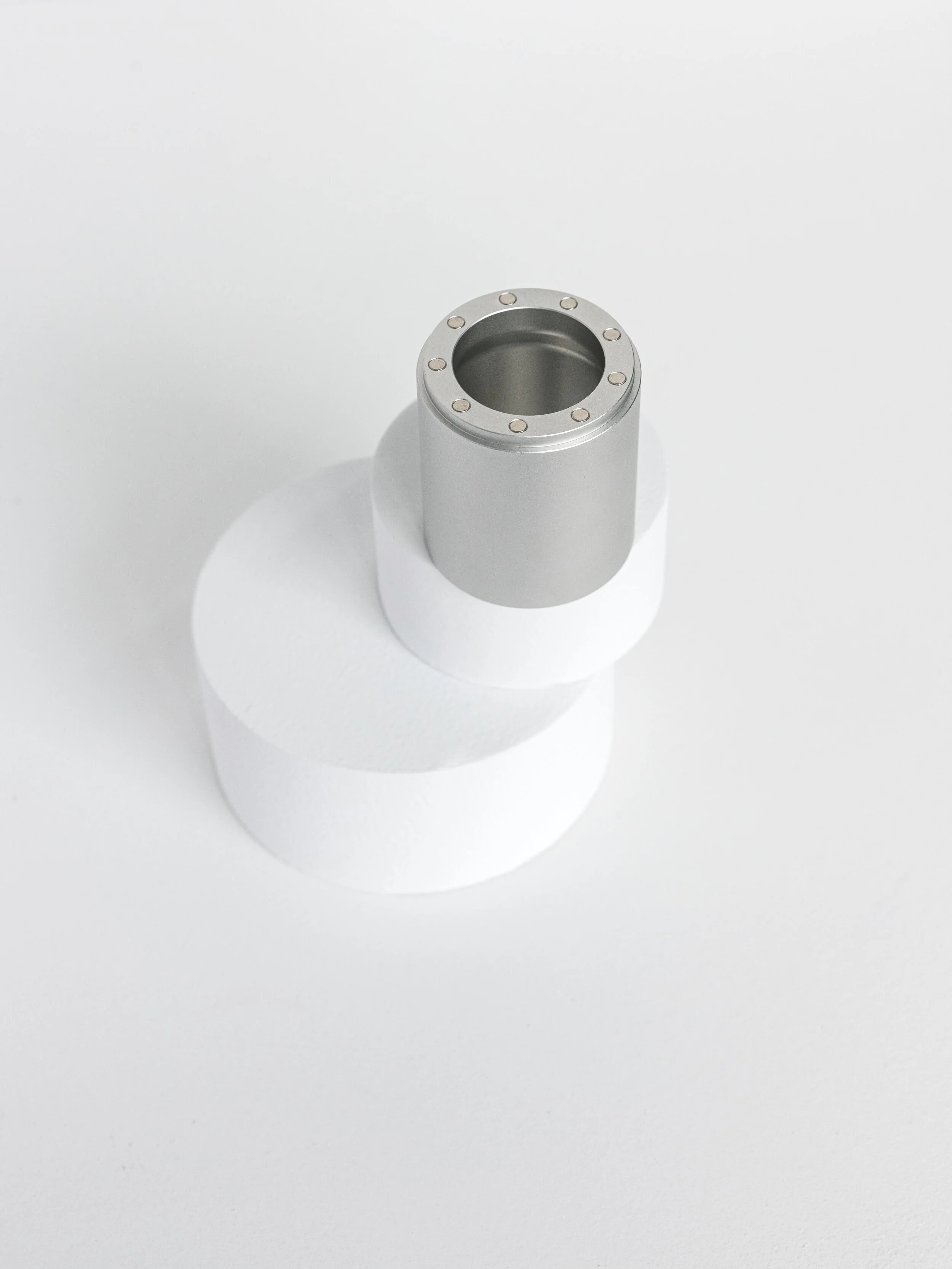 REMI Hand Grinder | Elevate Your Grind — OPTION-O