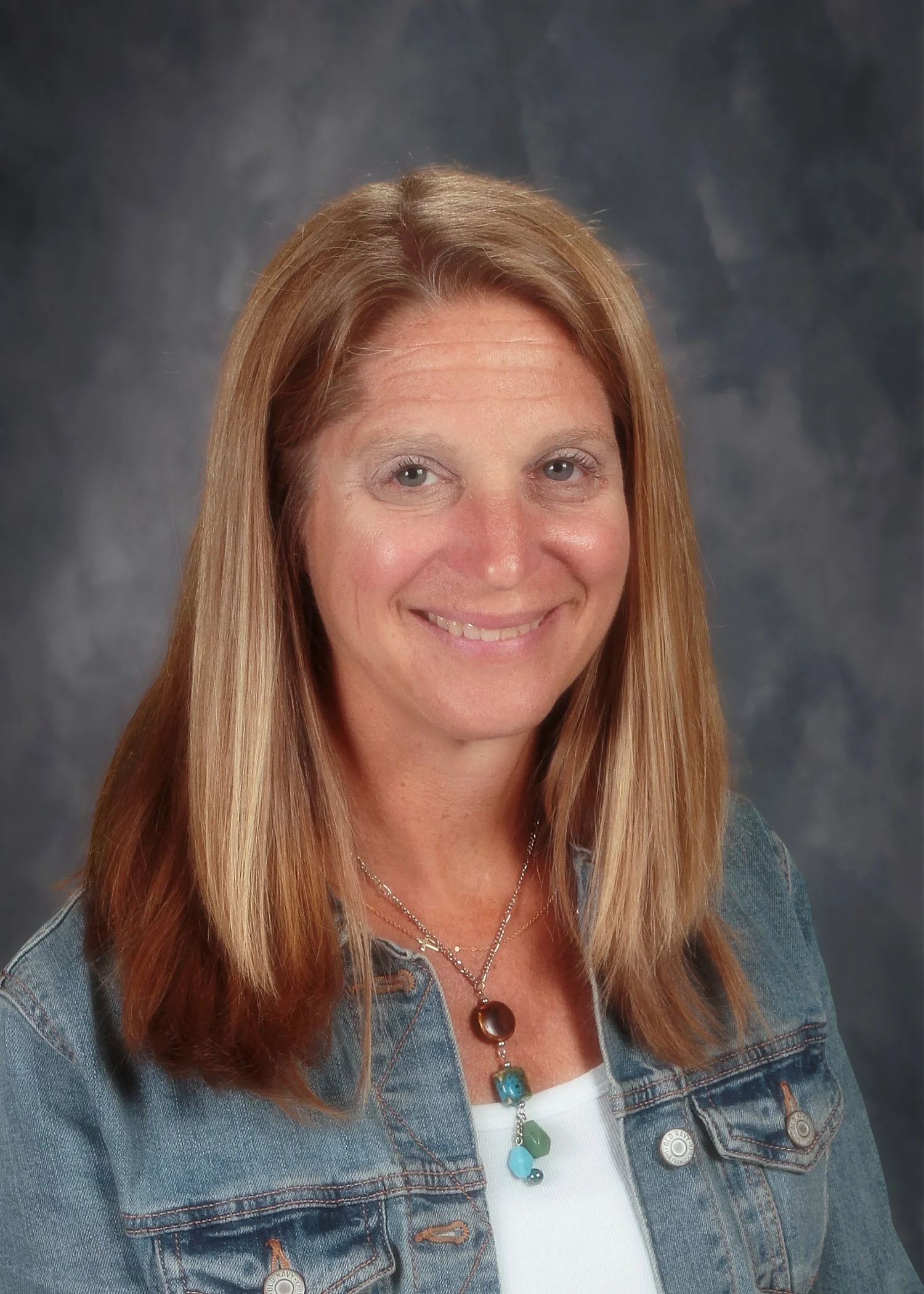 Lisa Schaefer's Instagram, Twitter & Facebook on IDCrawl