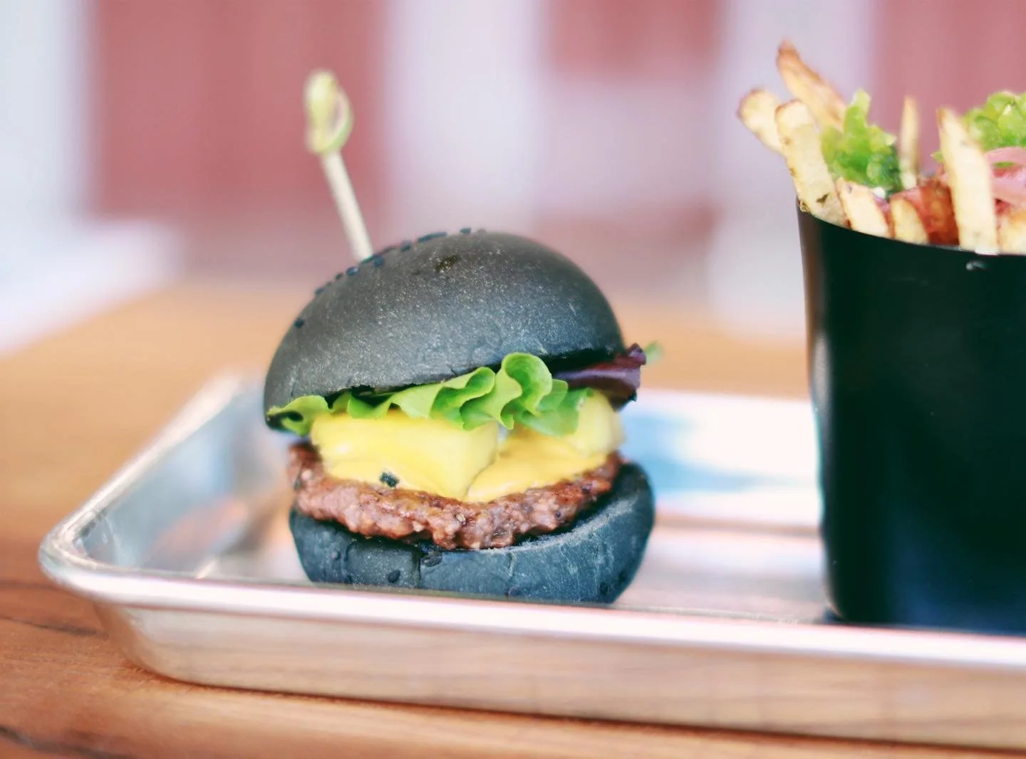 Pirate's Bone Burgers: Venturing into Vegan Restaurants