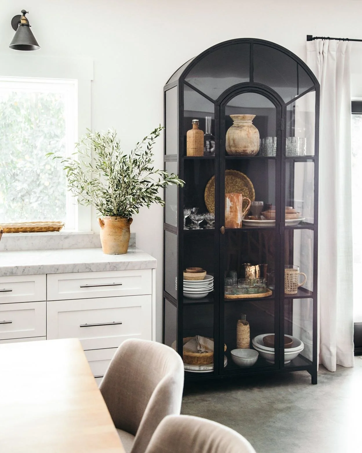 How to Style Vases — HEATHER BULLARD