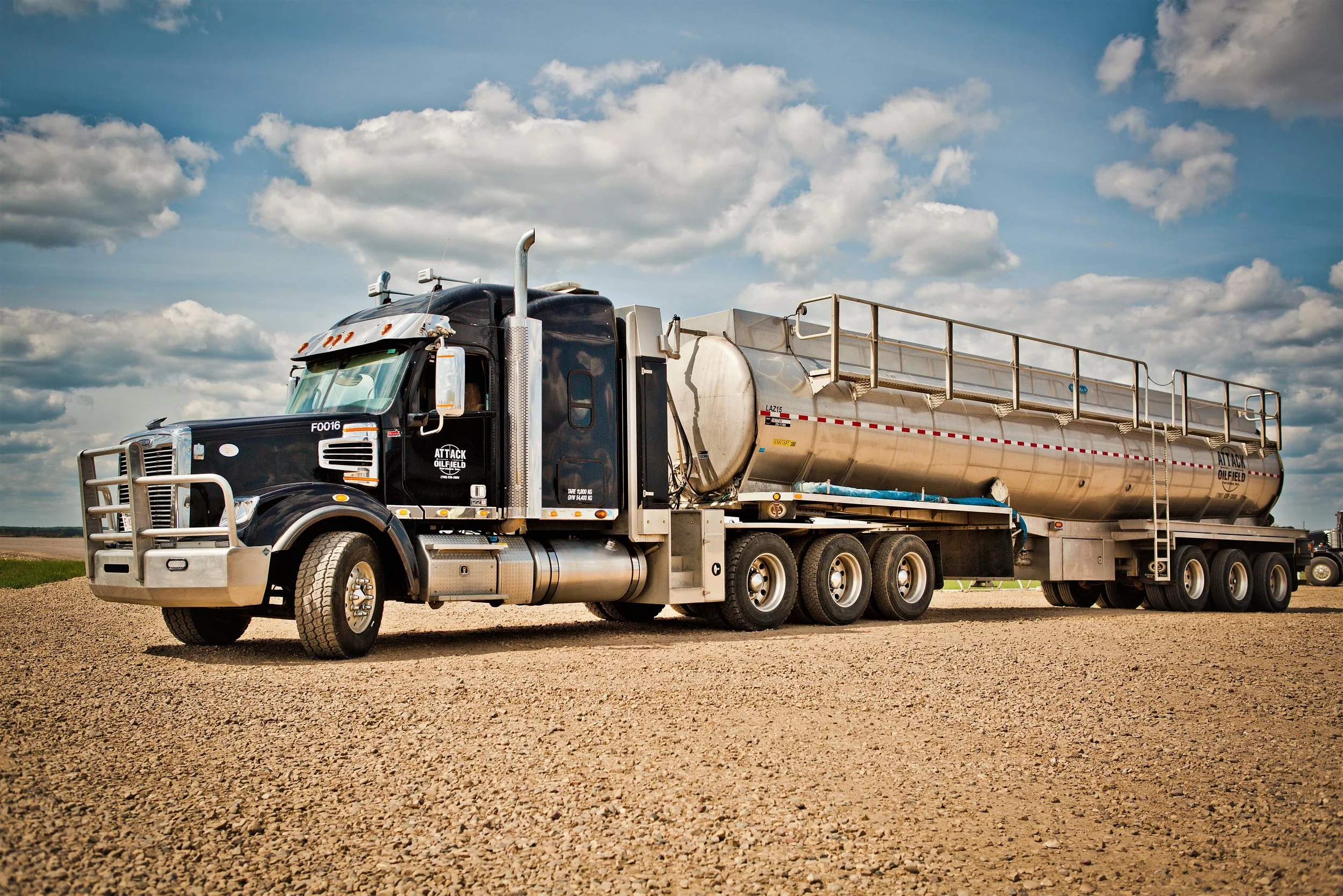 Comprehensive Oilfield Services | Tanks, Vacs, Hot Oilers, LGP ...