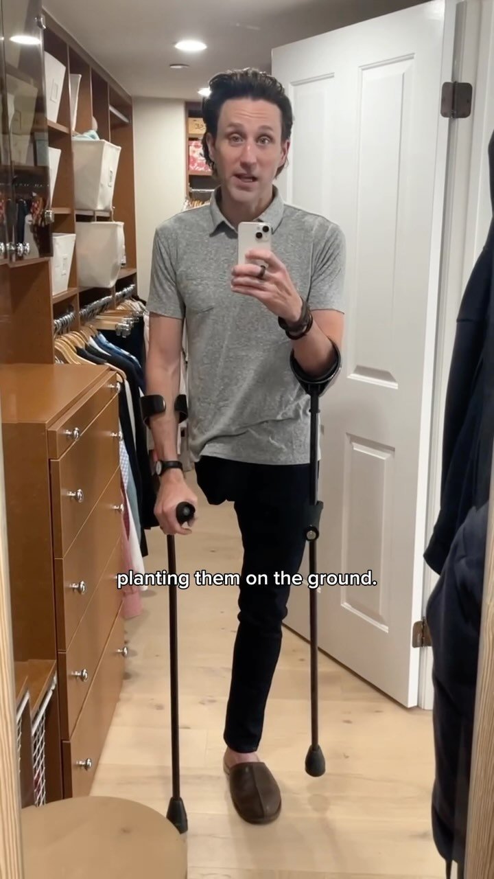 Josh Sundquist — Motivational Speaker