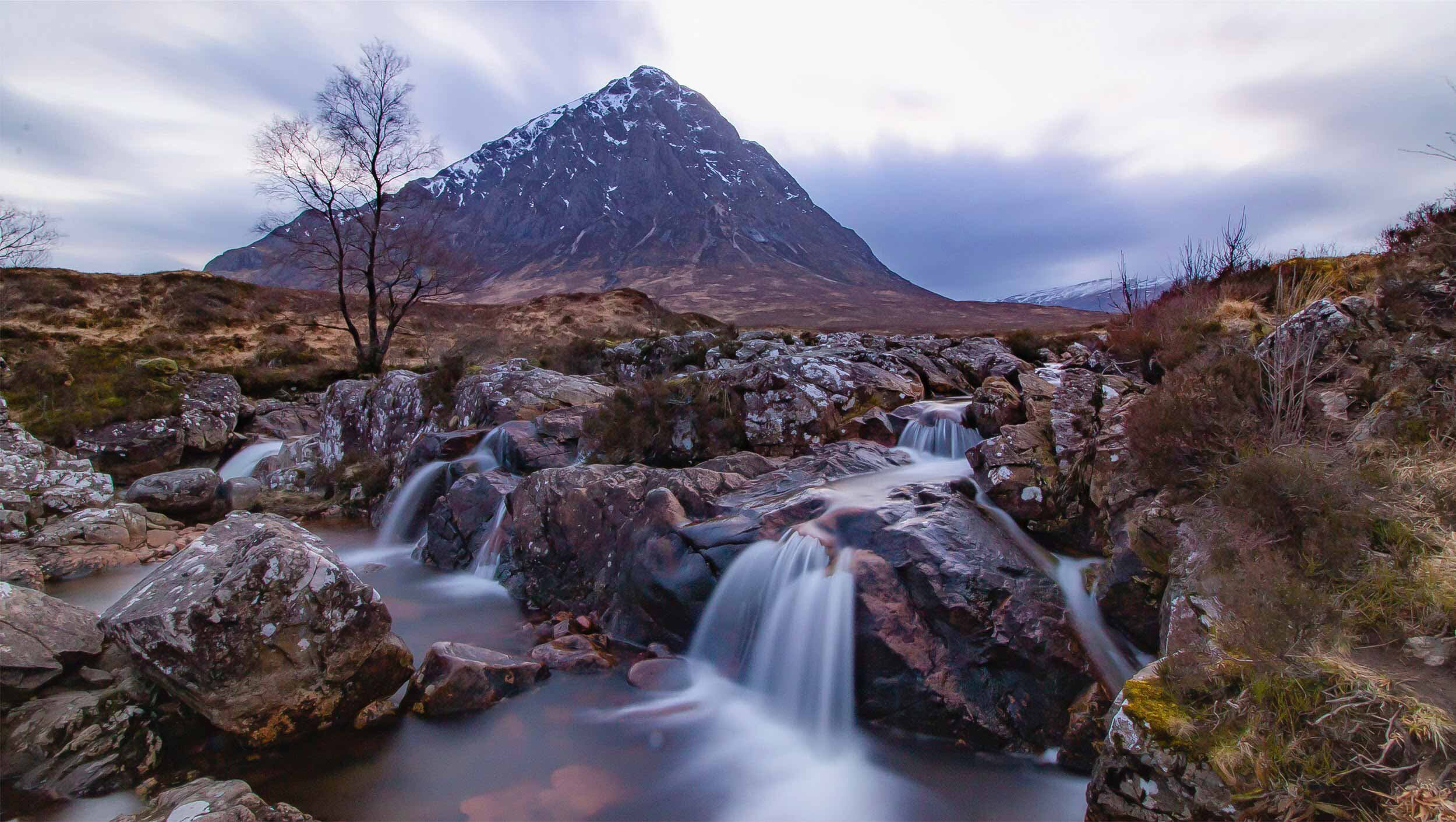 The Walkers Club — For walkers undertaking long or short walks across ...