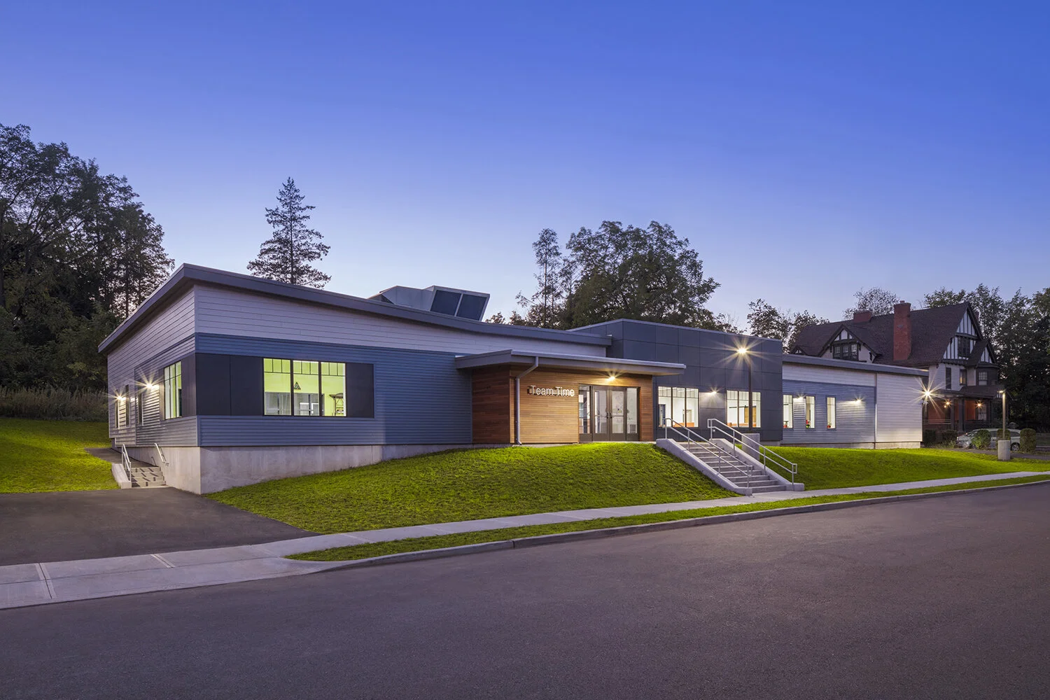 Commercial Exterior Architectural Photographer | Corporate Building ...