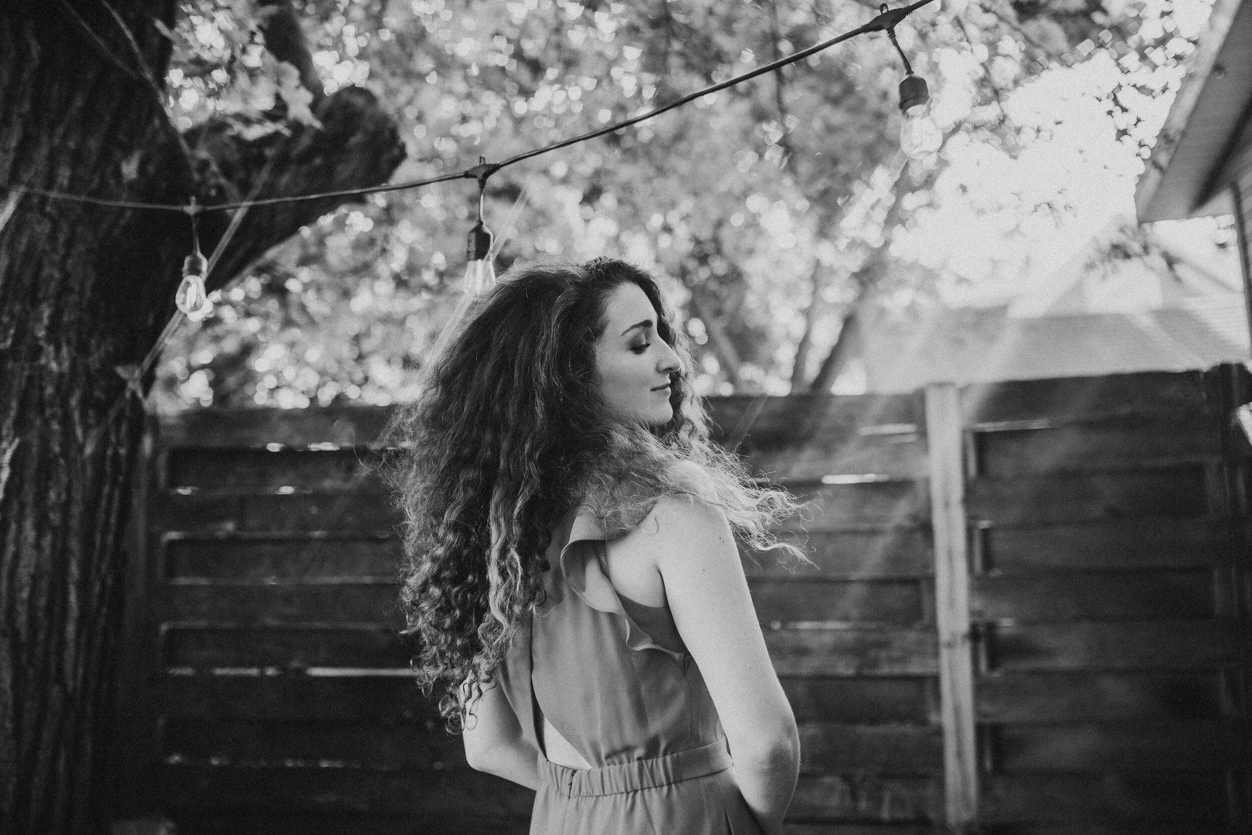 About — Hillary Reynolds