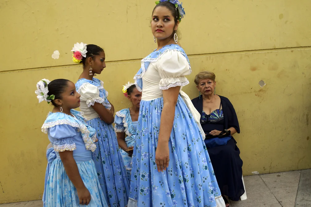 PASILLO ECUATORIANO — Karla Gachet