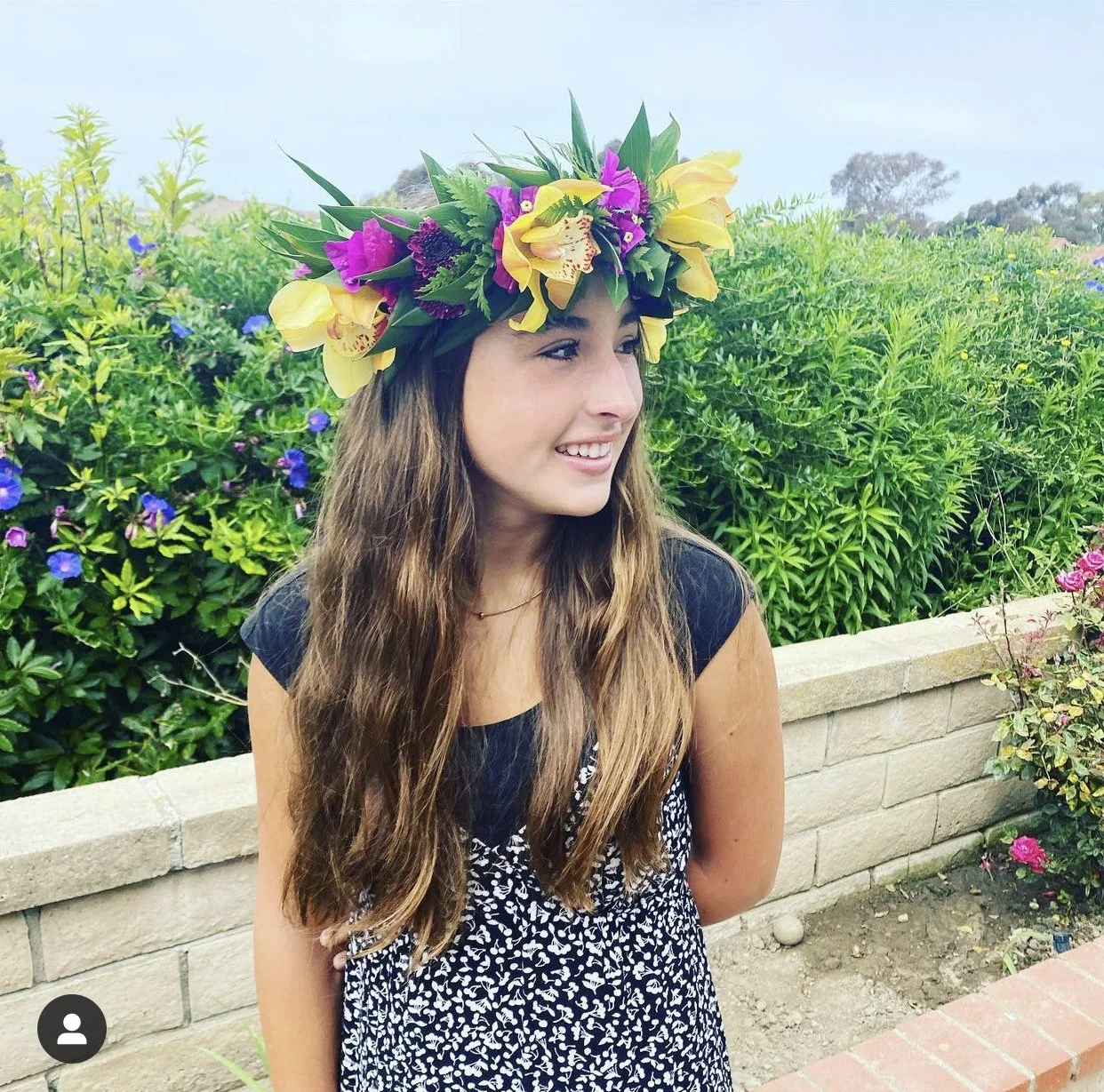 Shore Lei - Fresh Flower Lei and Tropical Arrangements