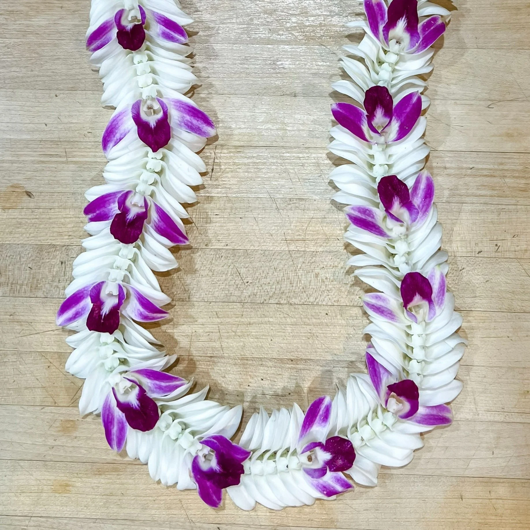 Shore Lei - Fresh Flower Lei and Tropical Arrangements