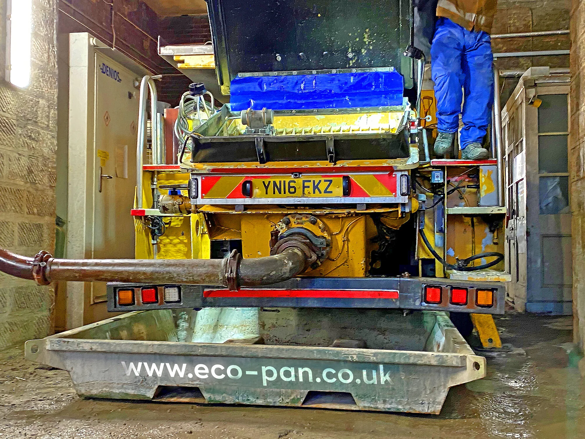 Concrete Washout: Eco-Pan Waste Concrete Washout Service