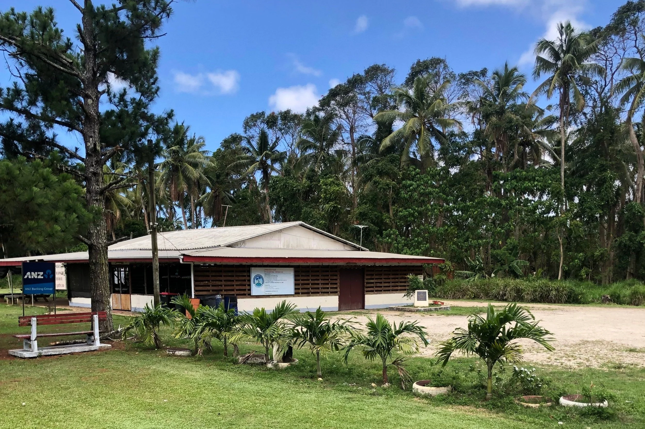 Tee Times in Tonga: Karen Darrington finds golf in the Pacific — Idaho ...