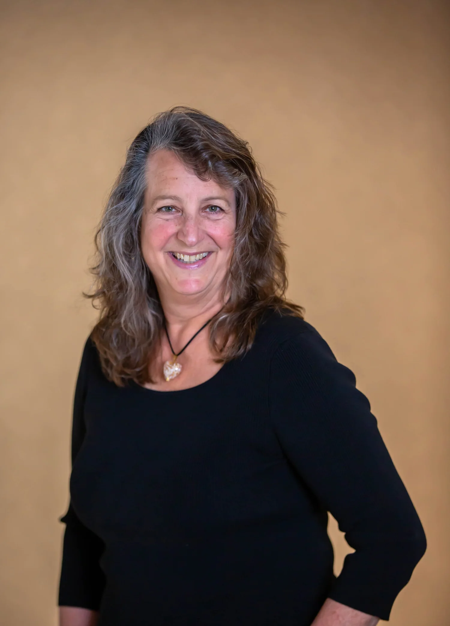 About 1 — Leon Chang, DDS