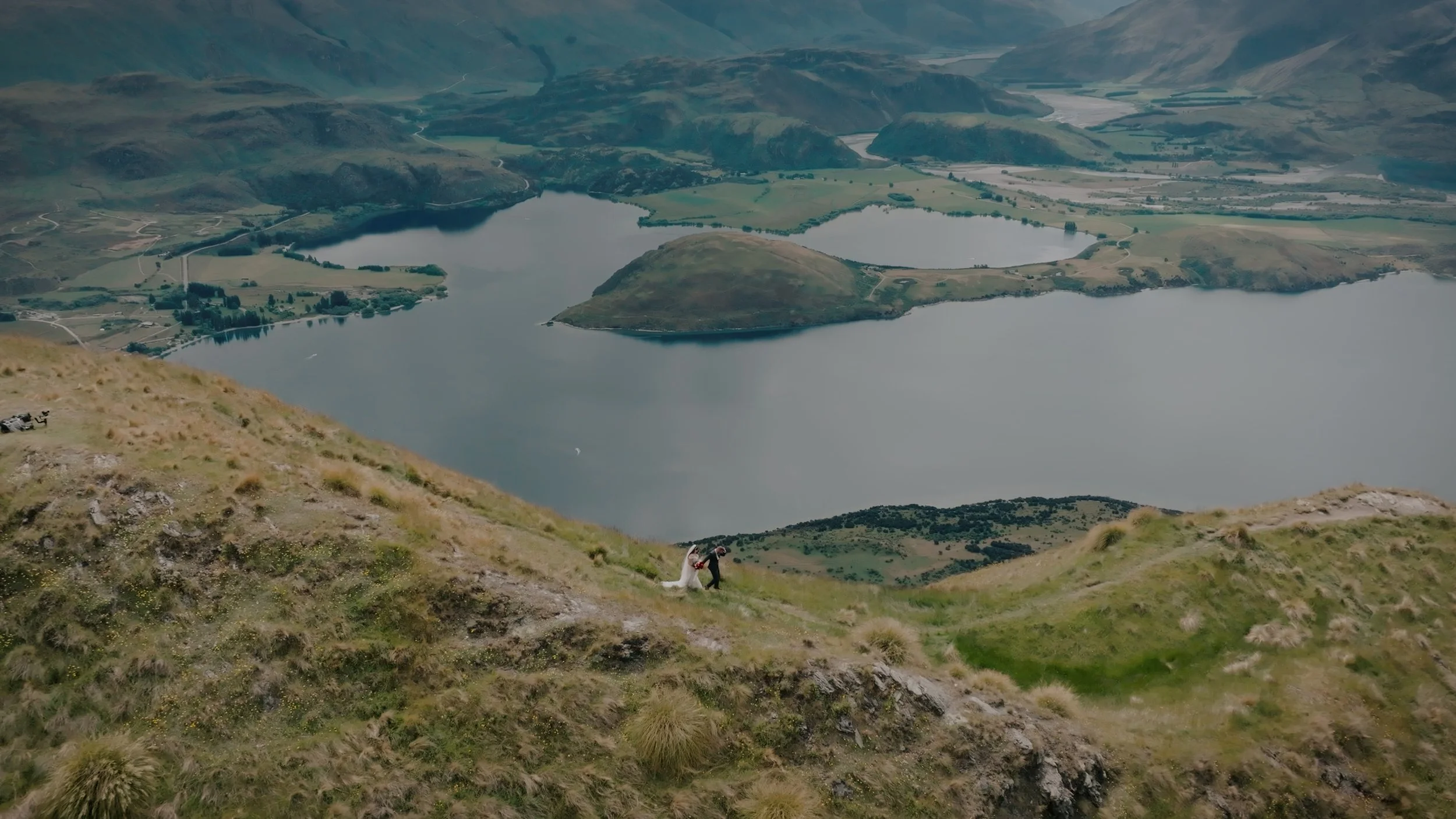 9 Reasons to Say 'I Do' at Coromandel Peak in Wanaka, NZ