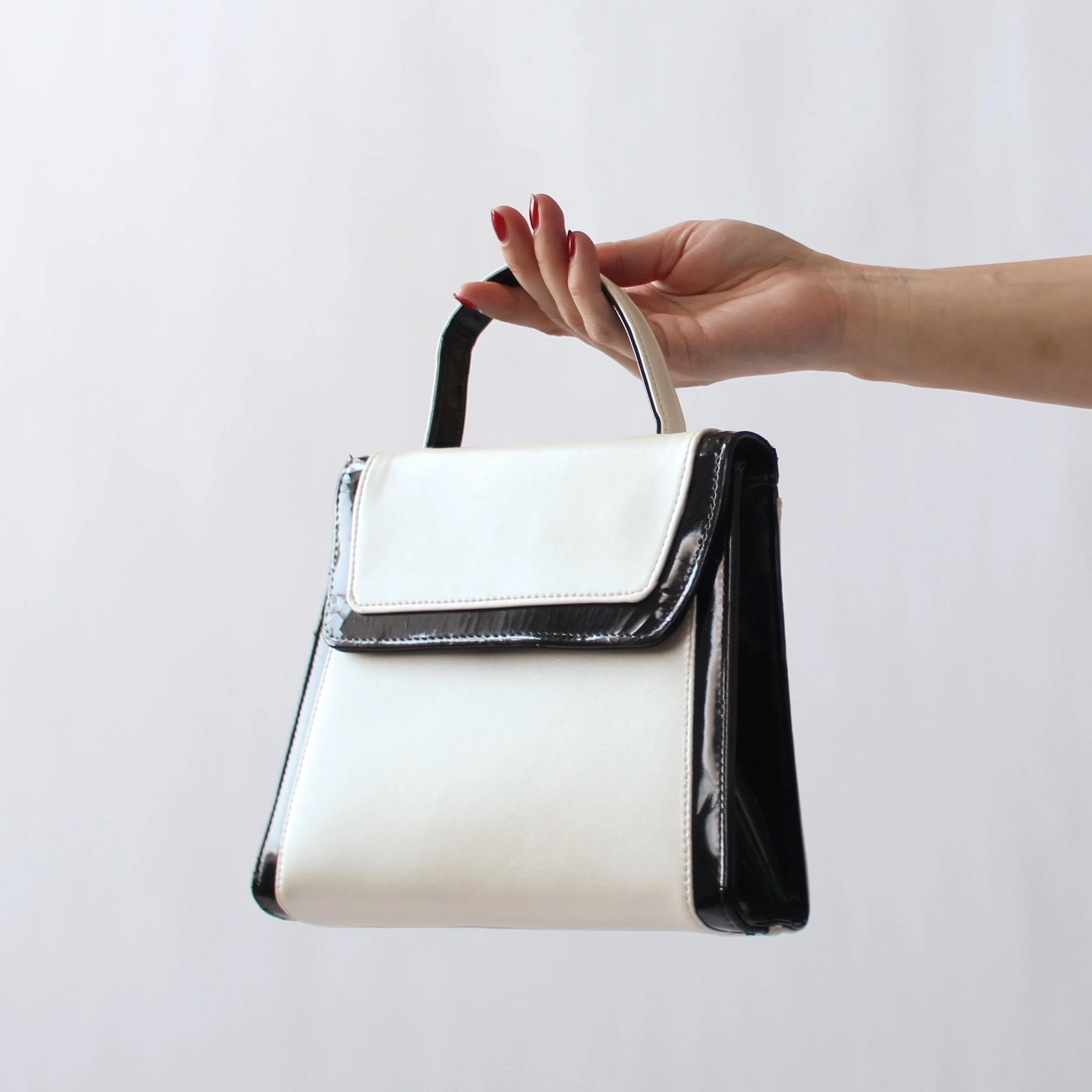 Vintage Whiting & Davis Chain Mesh Bag — Wornable