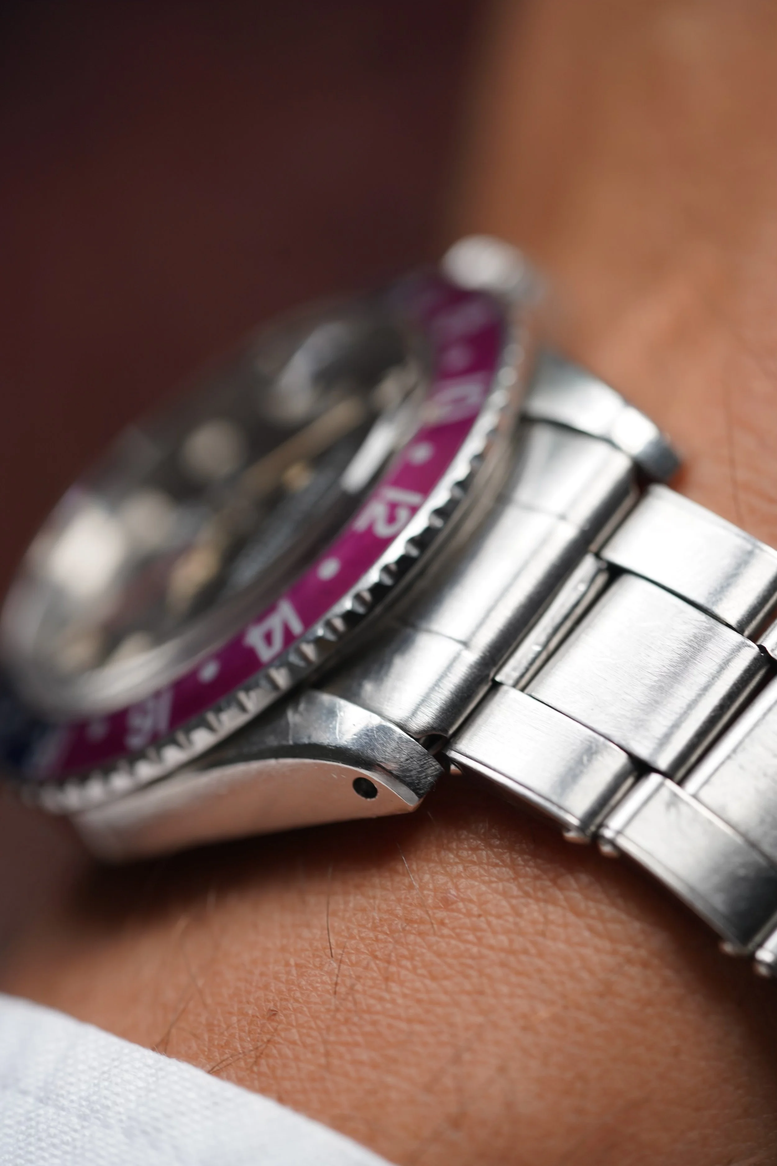 Rolex Fuchsia GMT-Master Reference 1675 Unpolished — Wind Vintage