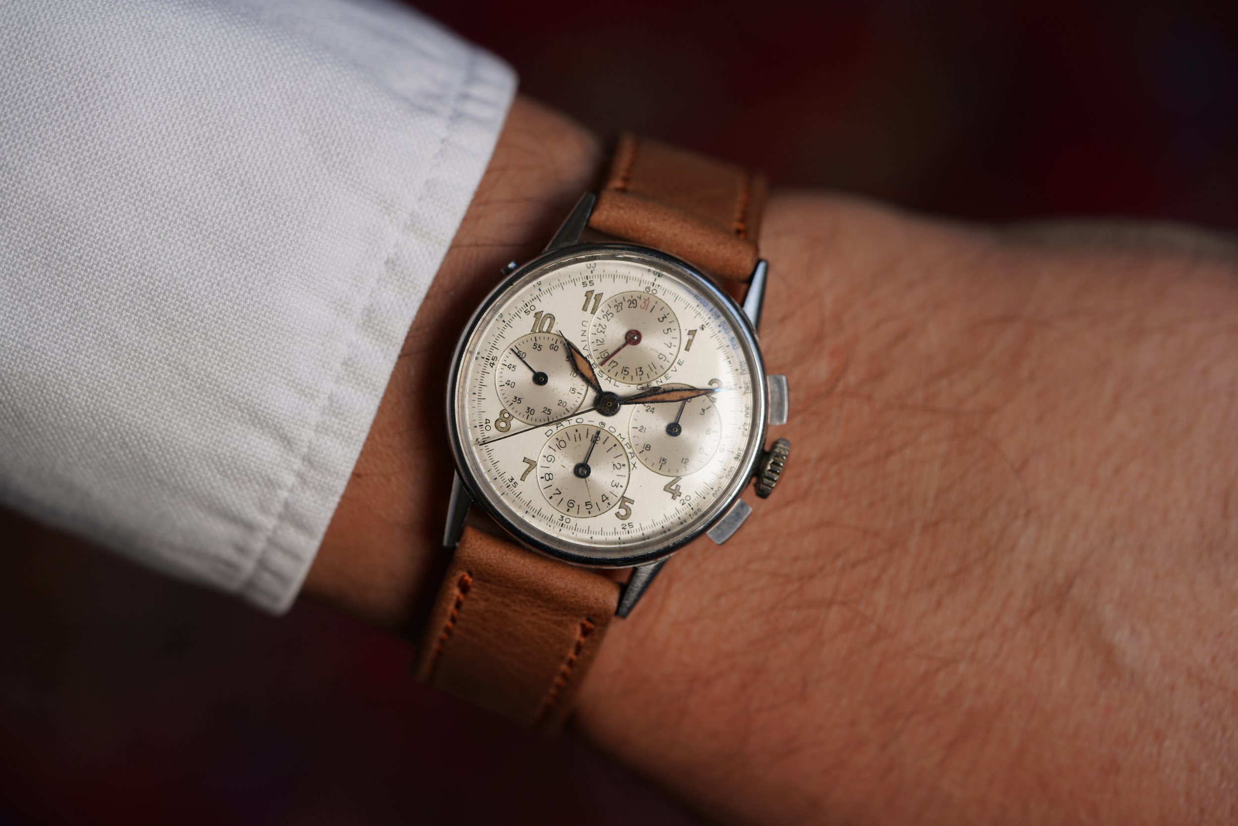 Universal Genève Catalog/Brochure From Henri Stern Watch Agency — Wind ...