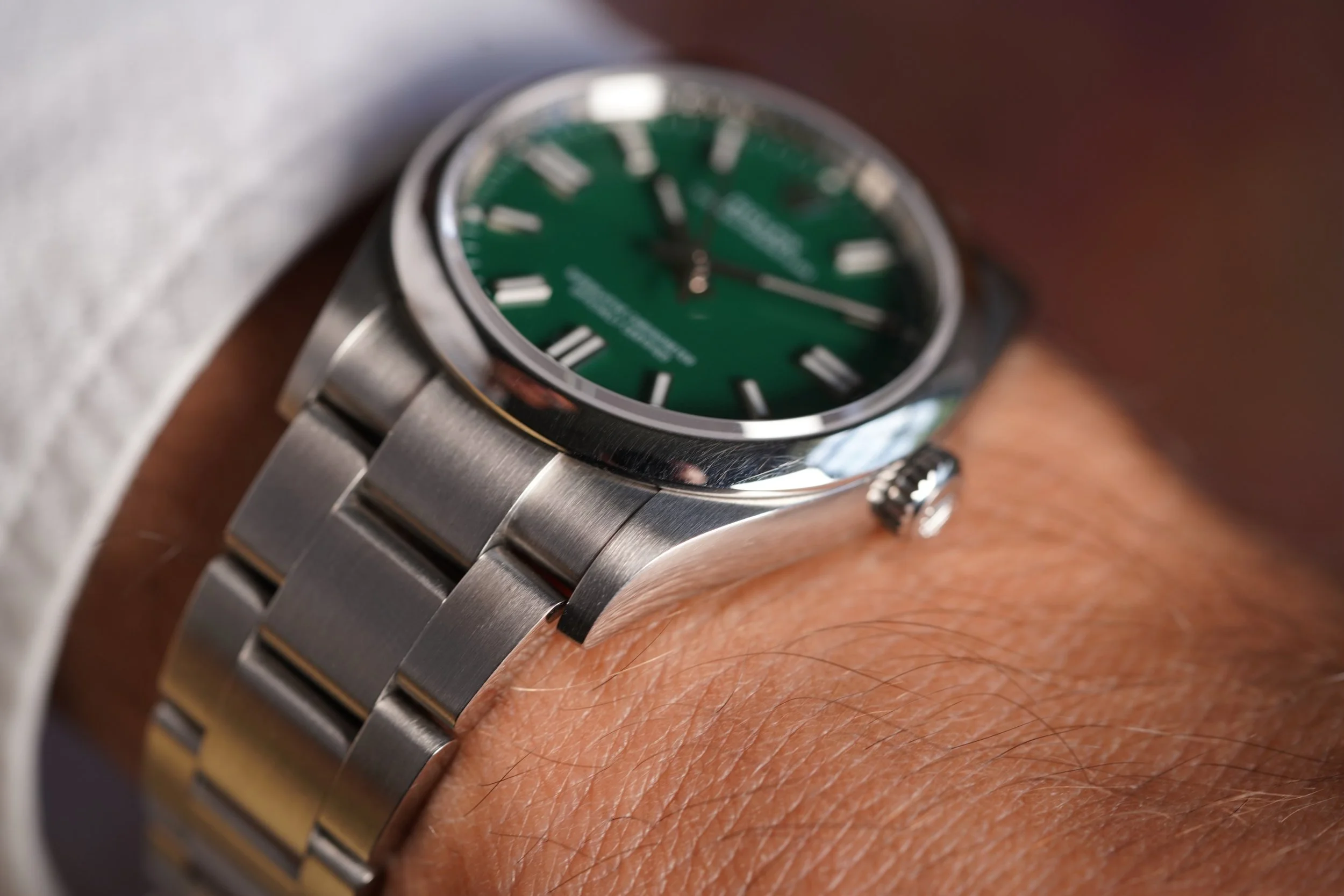 Rolex Oyster Perpetual Reference 126000 Green Dial Full Set — Wind Vintage