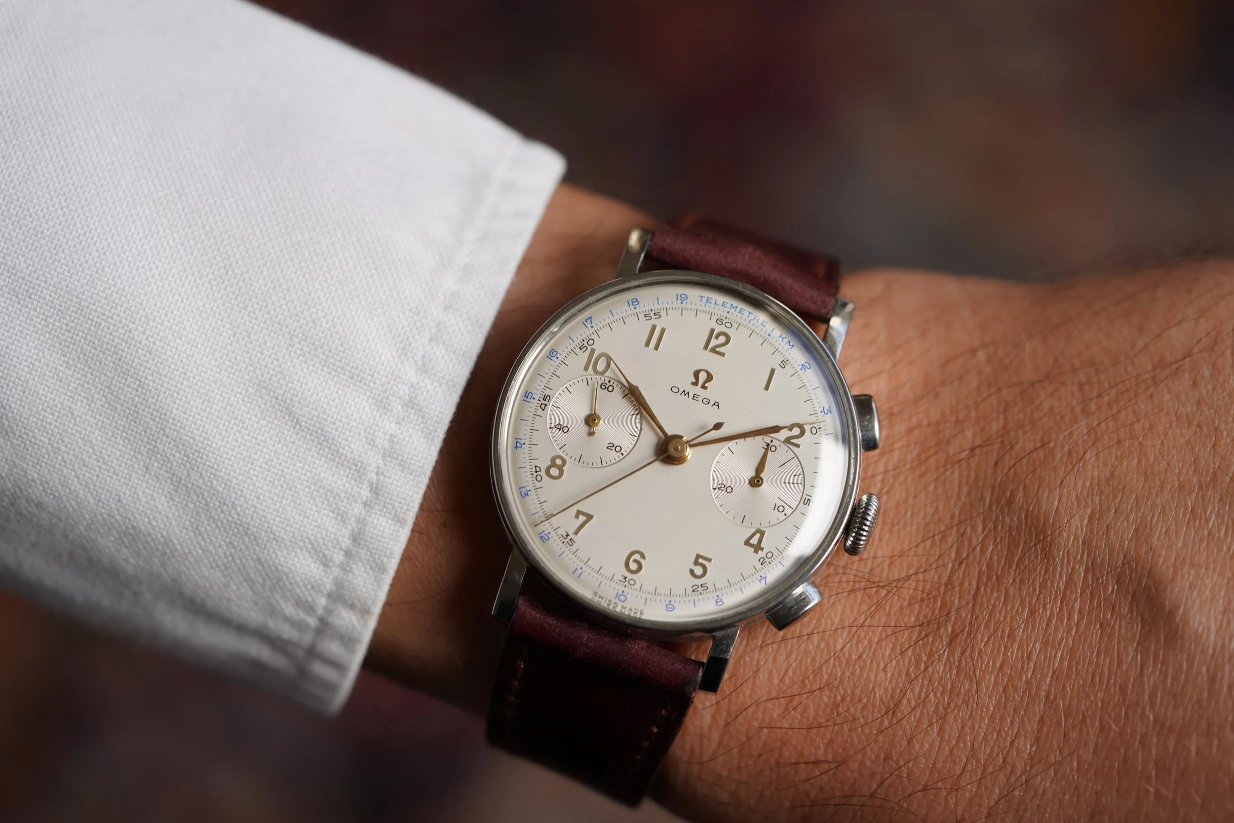 OMEGA Calibre 33.3 Chronograph 38mm in Steel — Wind Vintage