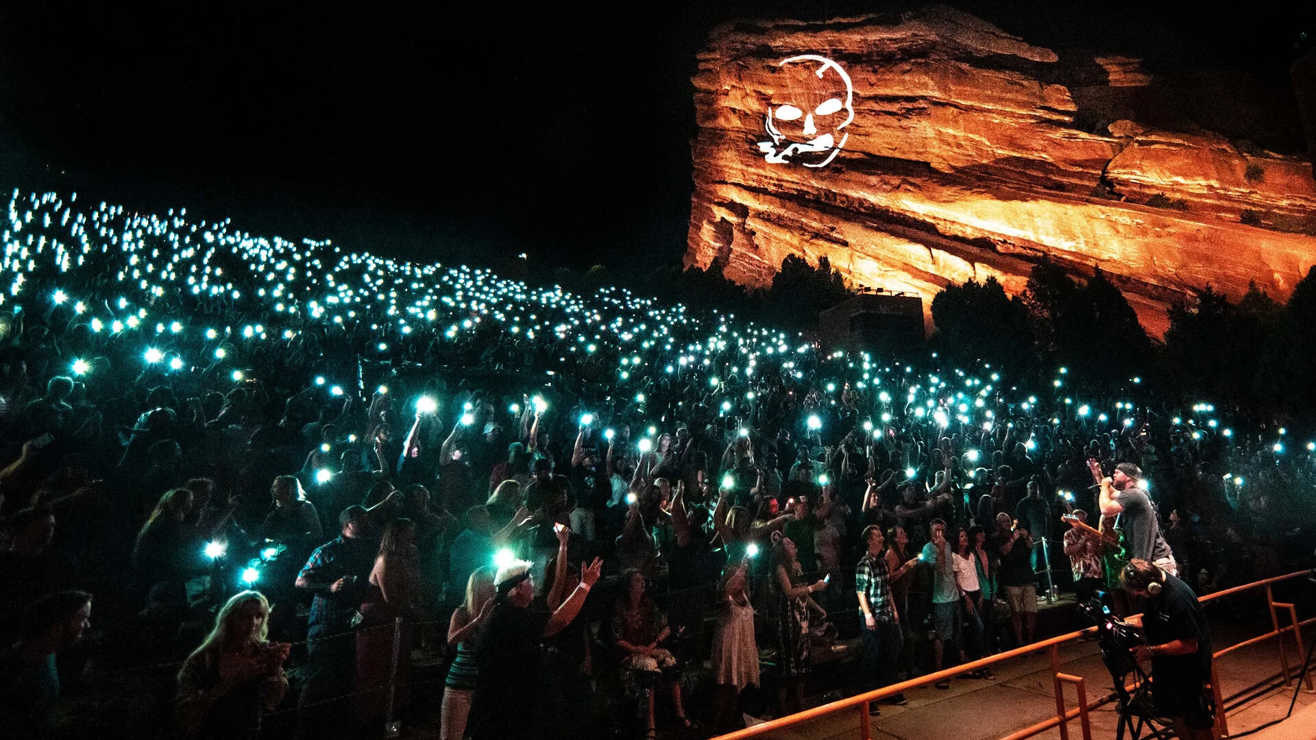 Slightly Stoopid Background