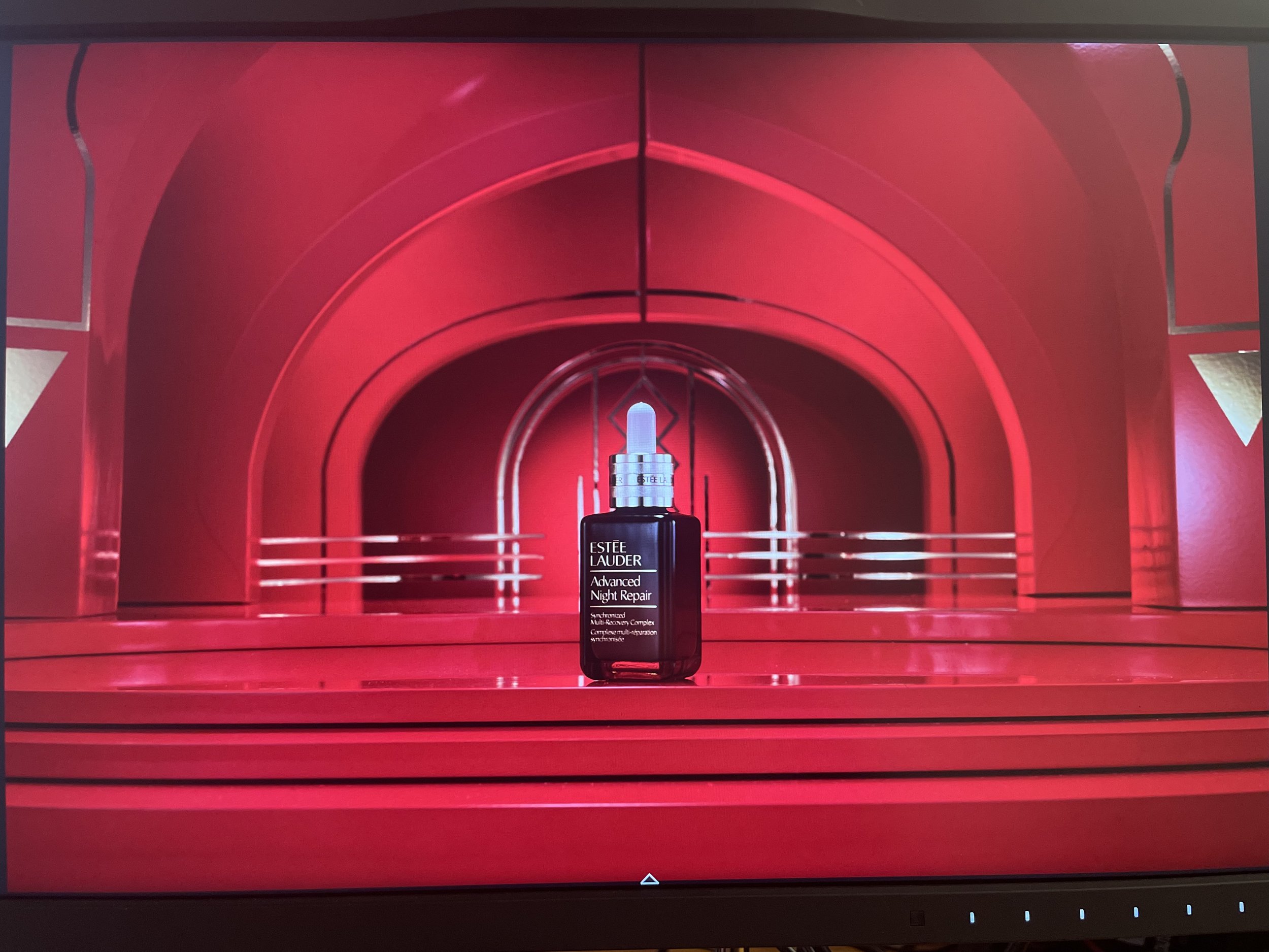 ESTEE LAUDER SET DESIGN — Gavin Kelly