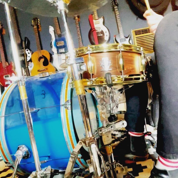 About — Sortlandic