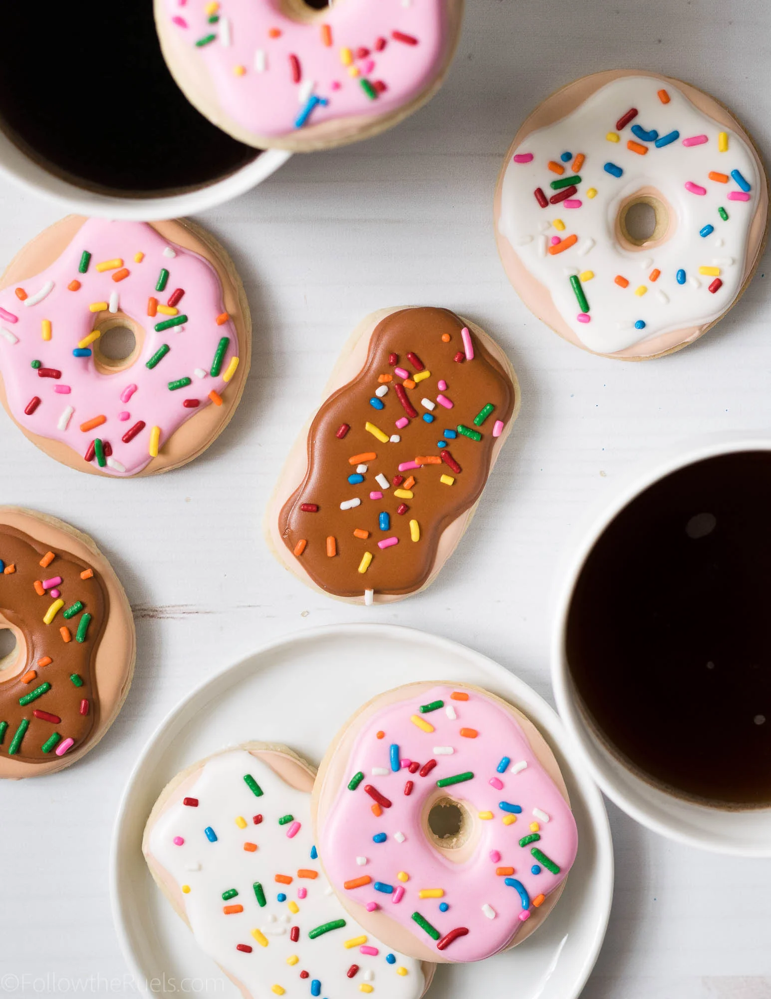 Donut Cookies — Honey Blonde