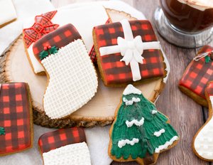 Buffalo Plaid Christmas Cookies — Honey Blonde