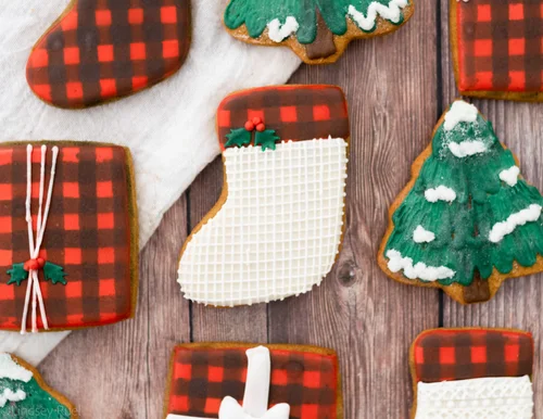 Buffalo Plaid Christmas Cookies — Honey Blonde