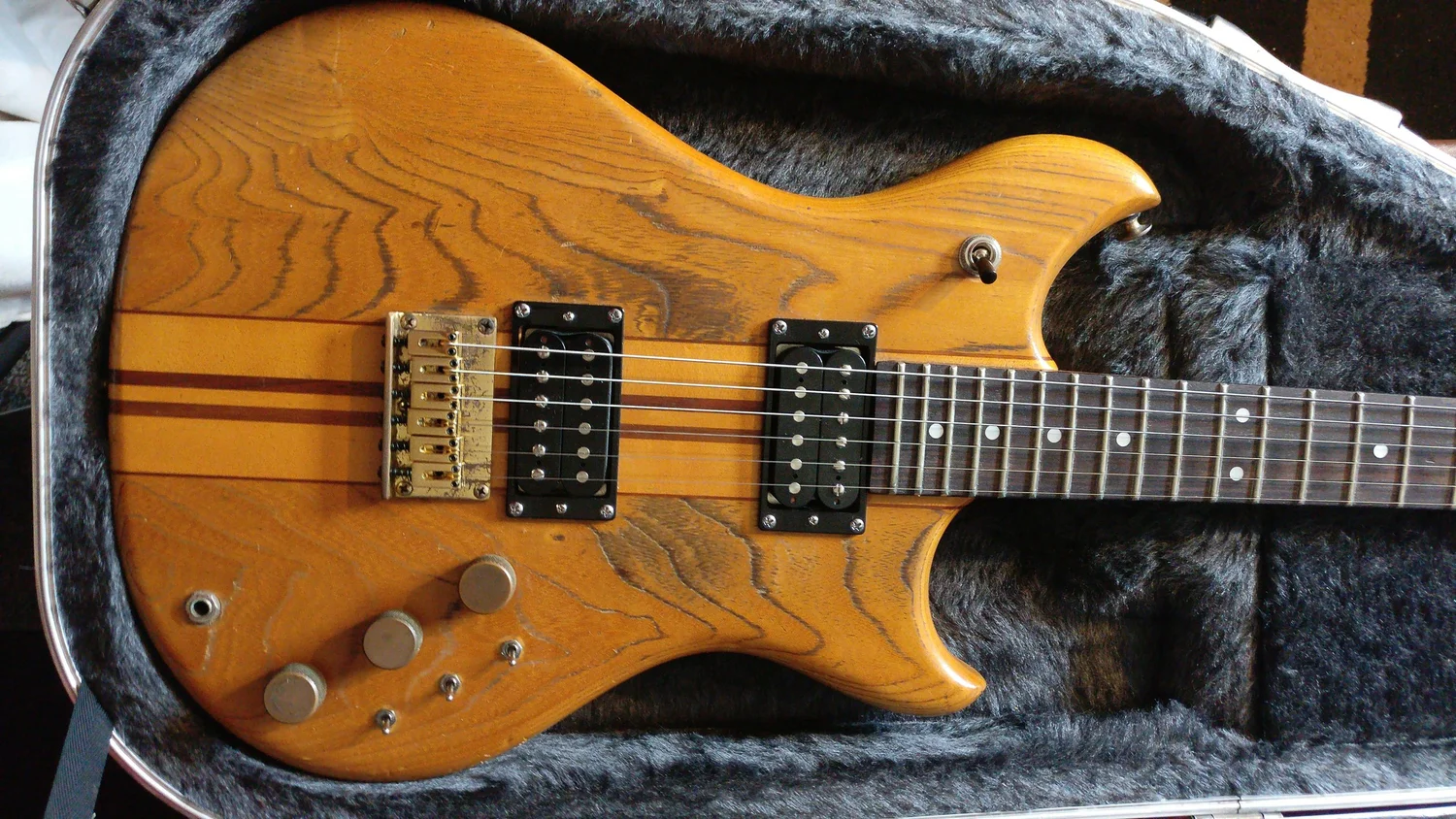 Westone Thunder 1A restoration — Tony Edwards Guitars