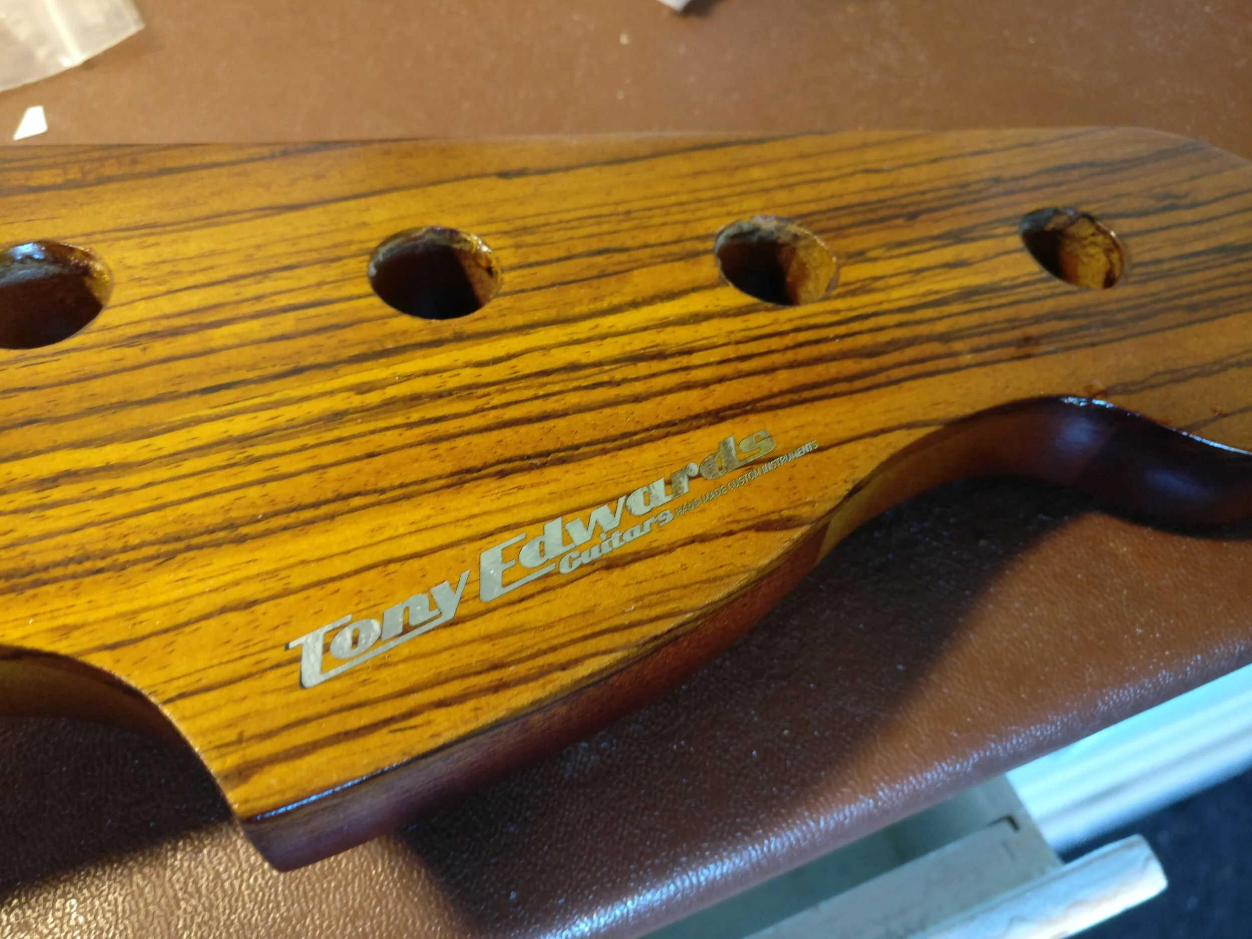 Custom Shop — Tony Edwards Guitars