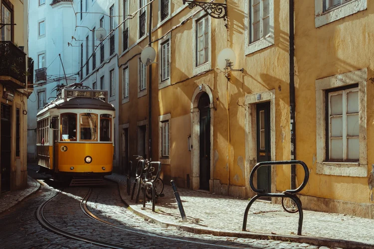 A Photographers Guide To Lisbon — Roman Fox