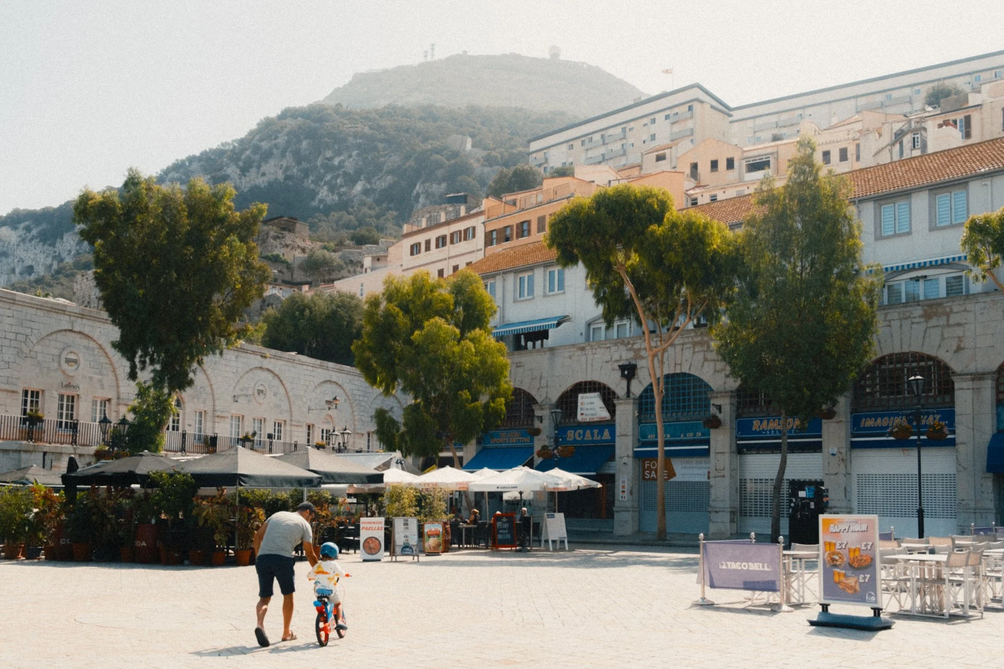 Weekend in Gibraltar Travel Guide — Roman Fox
