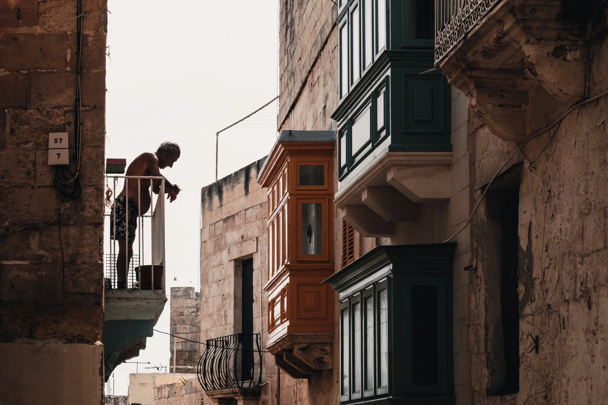 How To Photograph Harsh Midday Light Part 2 — Roman Fox