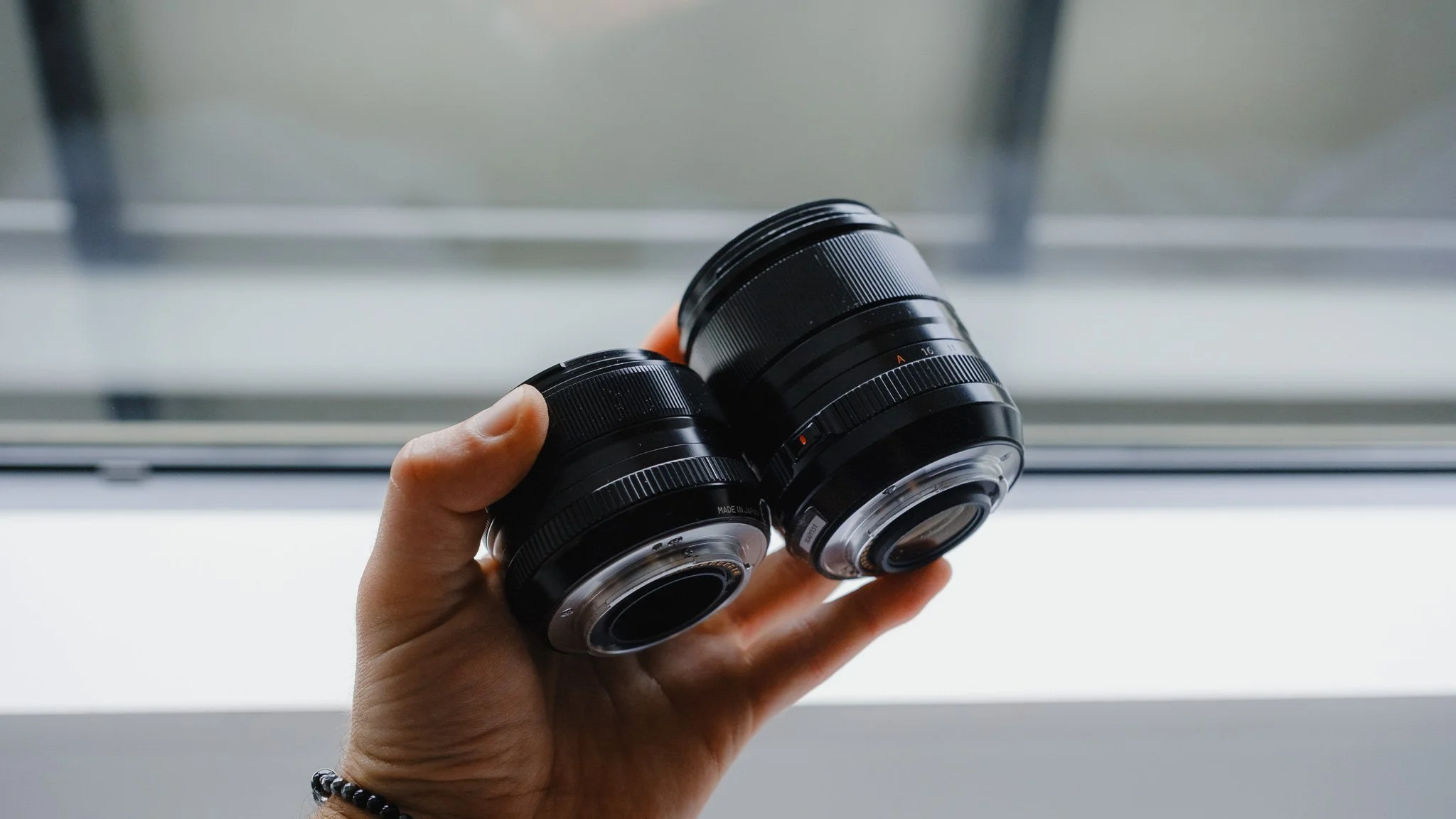 Fujifilm 35mm f1.4 vs 33mm f1.4 — Roman Fox