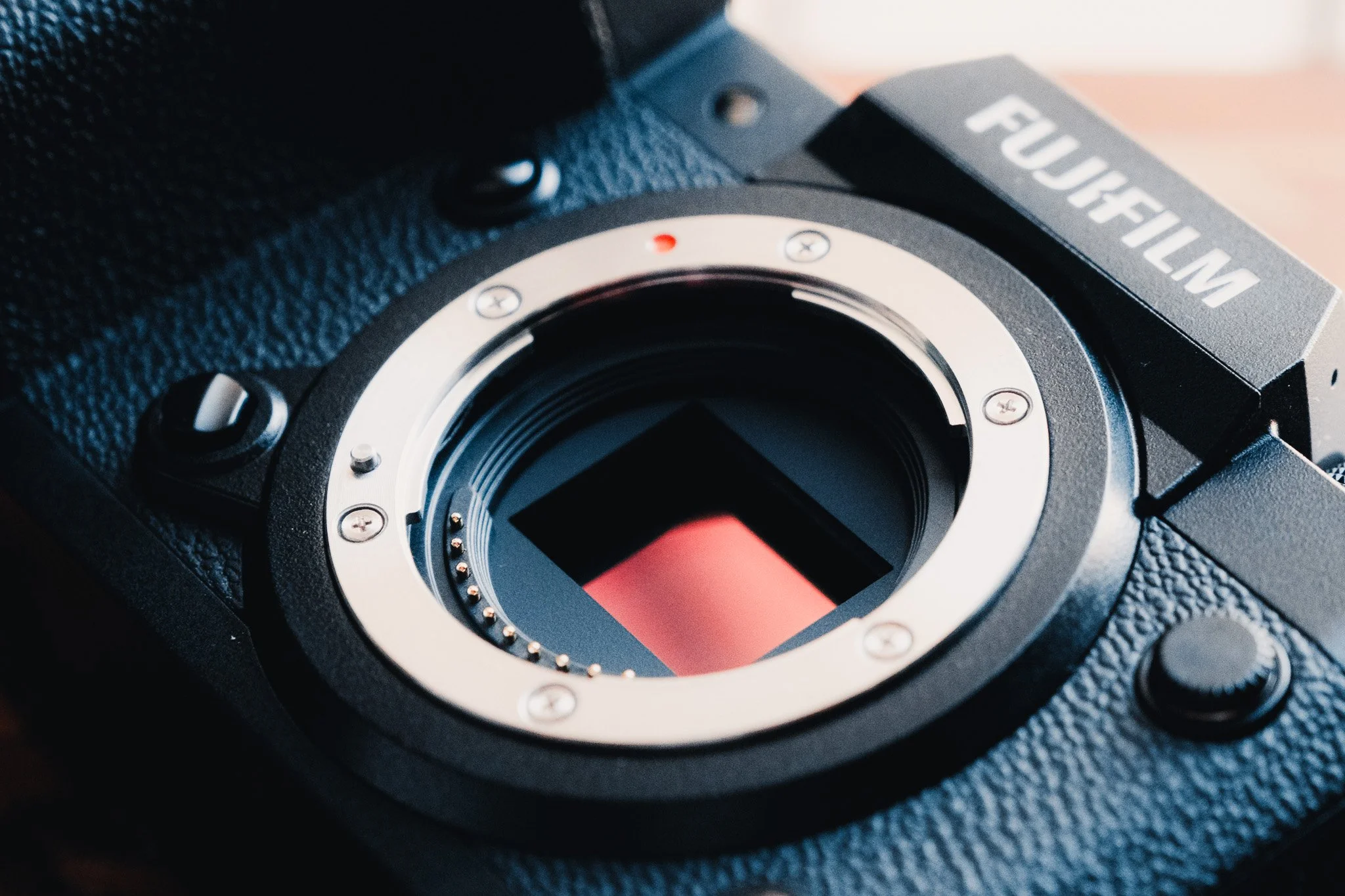 Fujifilm XH2 vs XH2s… Which Should You Get? — Roman Fox