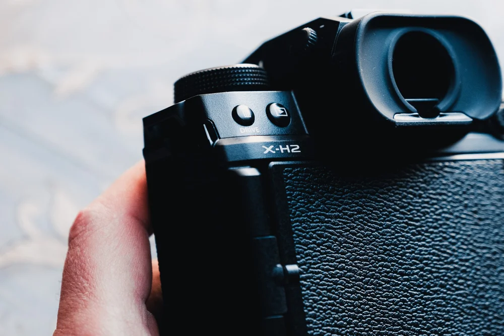 Fujifilm XH2 vs XH2s… Which Should You Get? — Roman Fox
