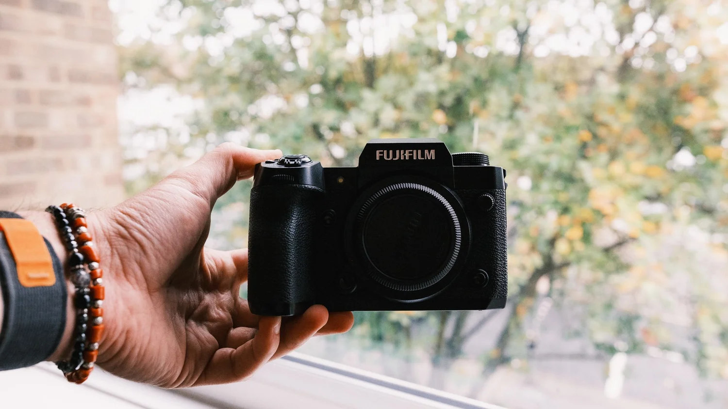 Fujifilm XH2 - 1 Year Update (Long Term Review) — Roman Fox