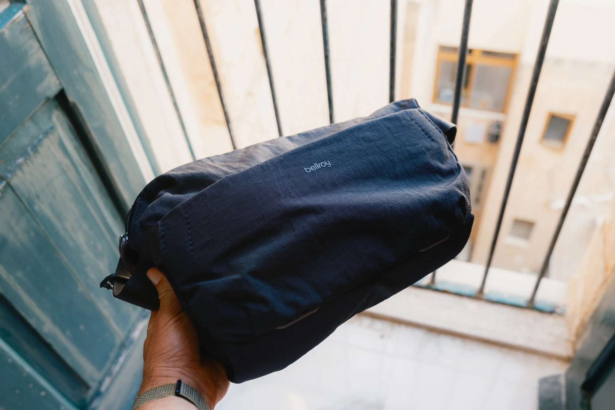 My New Favourite Camera Bag (Bellroy Venture 10L Camera Edition Sling ...