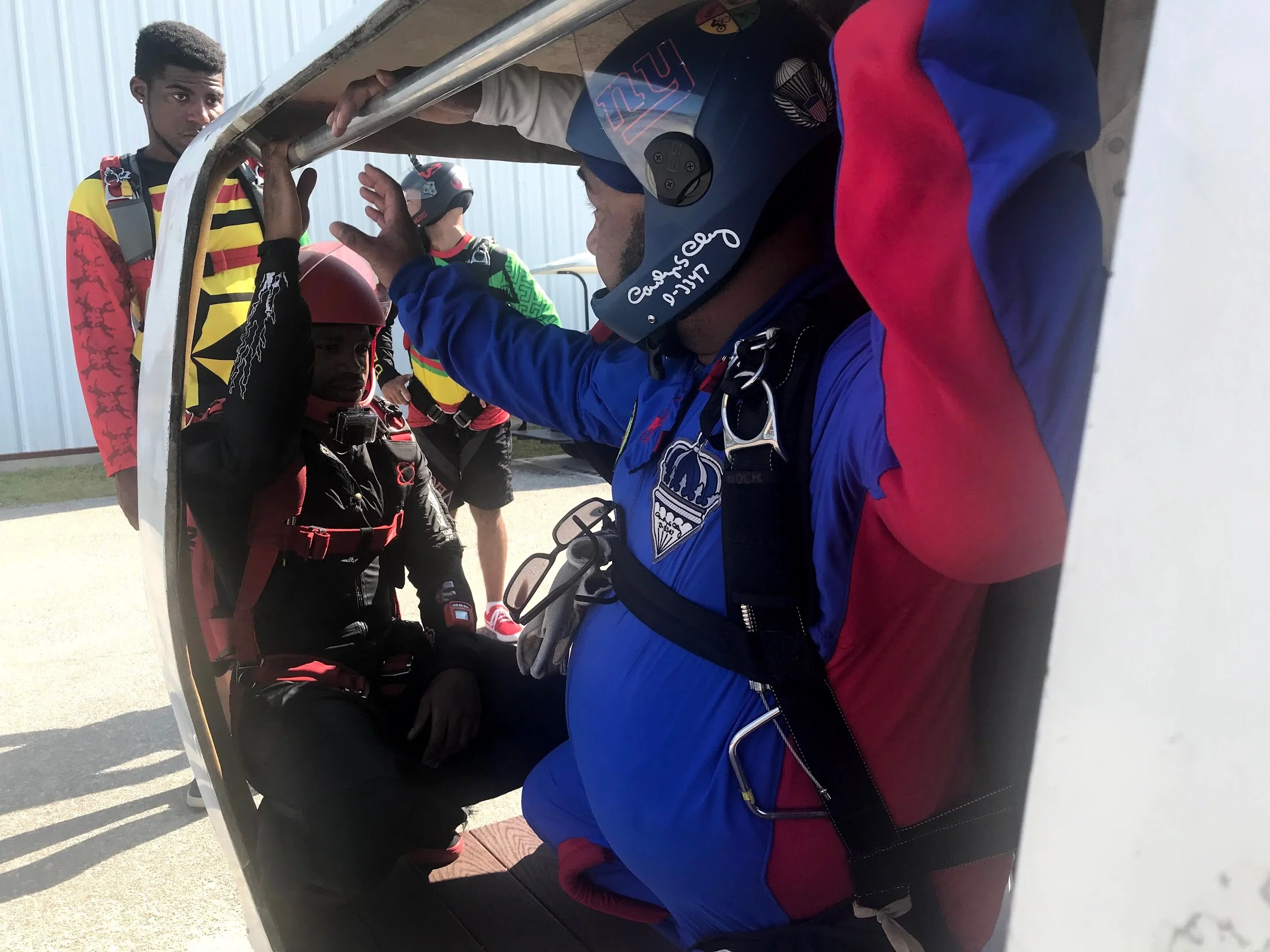 Retired U.S. Army Jumpmaster Mike Linares Is Preserving Black Skydiving ...