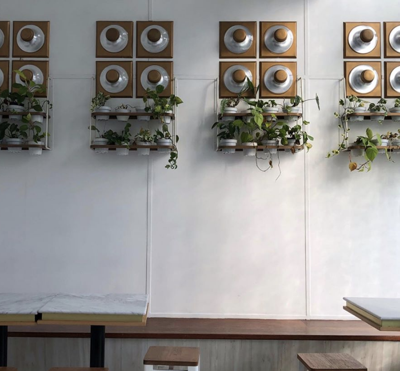 20 TRENDY AND CHARMING CAFÉS IN JAKARTA, INDONESIA — dewildesalhab武士