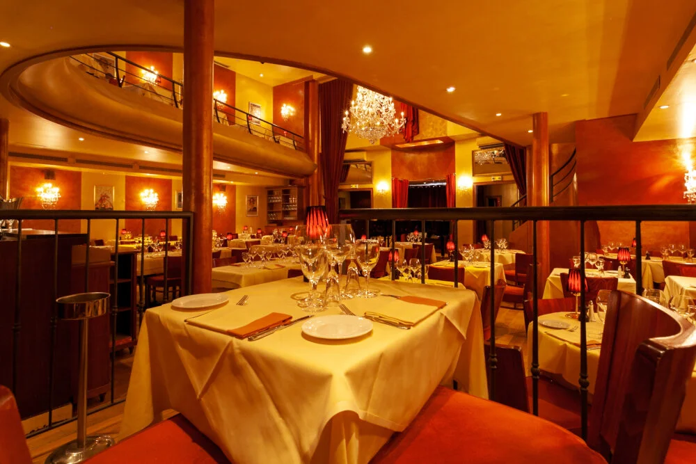 Top 36 Quirky, Weird and Unusual Restaurants In Paris, France ...