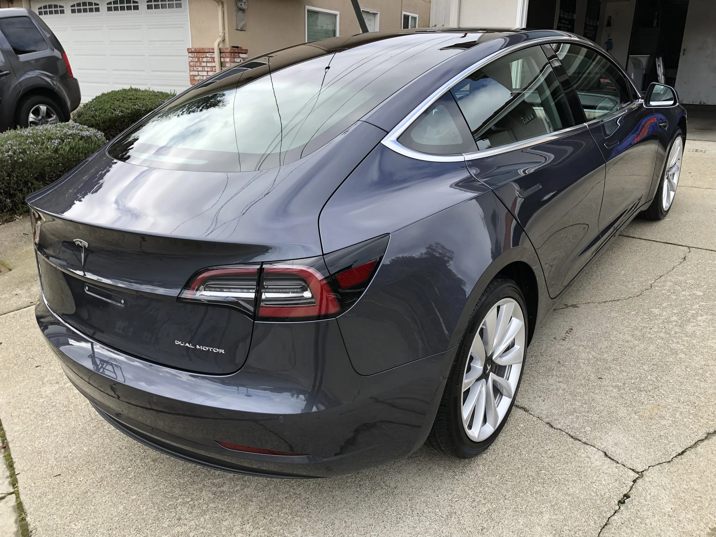 2019 Tesla Model 3 (Grey Metallic) — DETAILERSHIP™